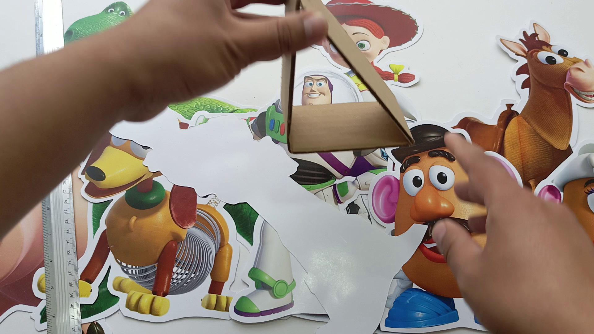 Toy Story Birthday Decoration : 28 Steps (with Pictures) - Instructables