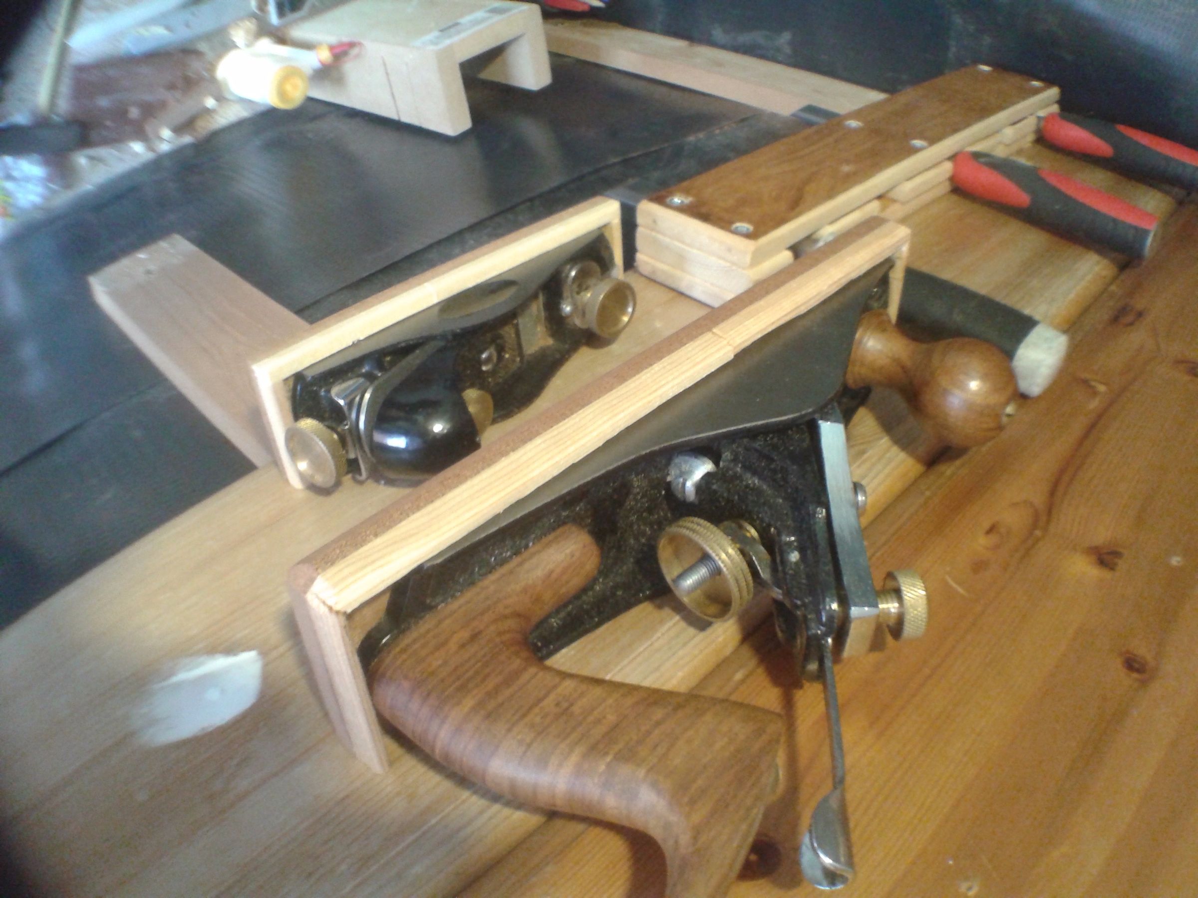 Plane Holder / Floating Shelf : 4 Steps (with Pictures) - Instructables