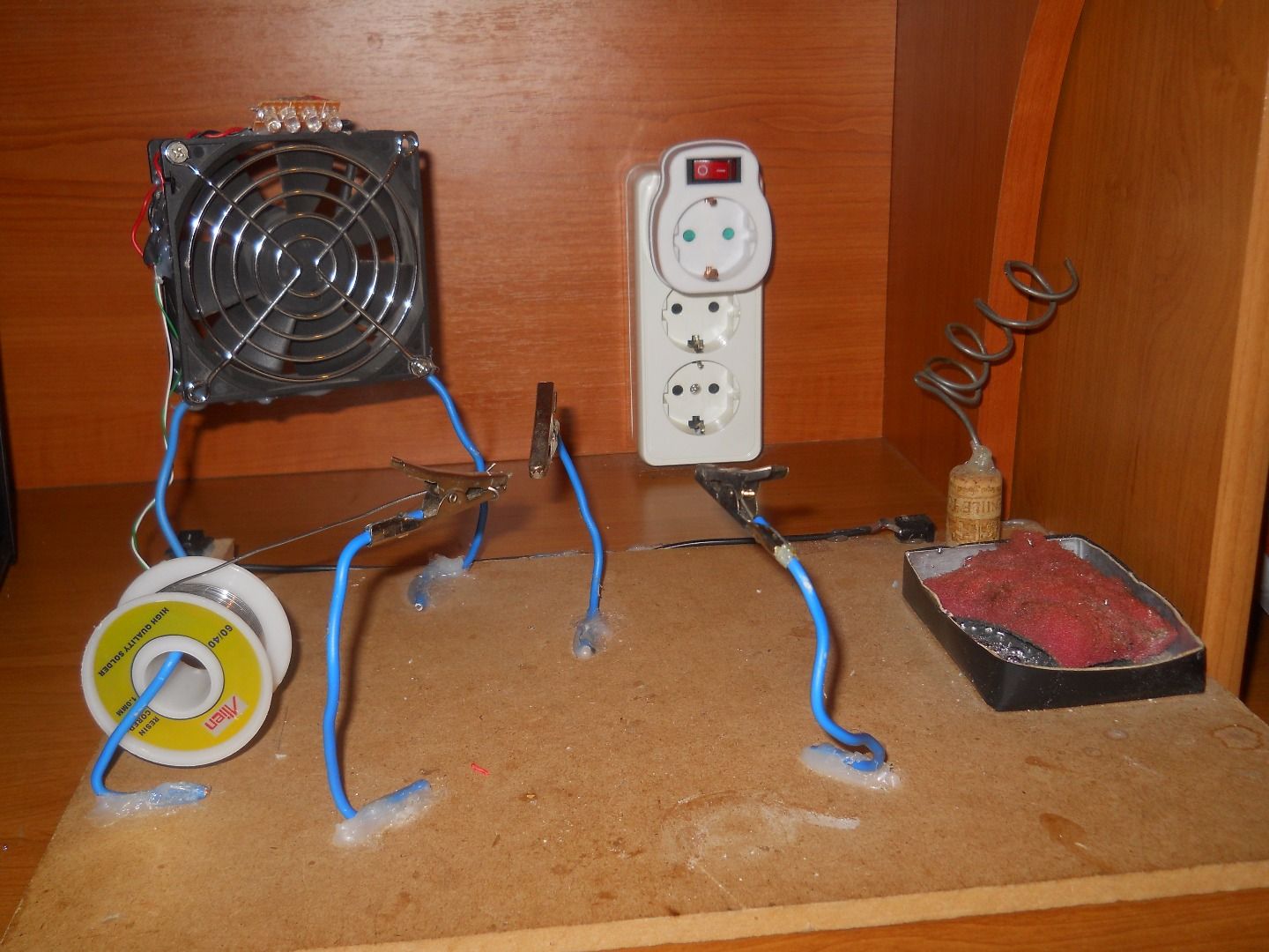Make a One Desk Electronics Lab (in a Small Place, for Beginners) : 17 ...