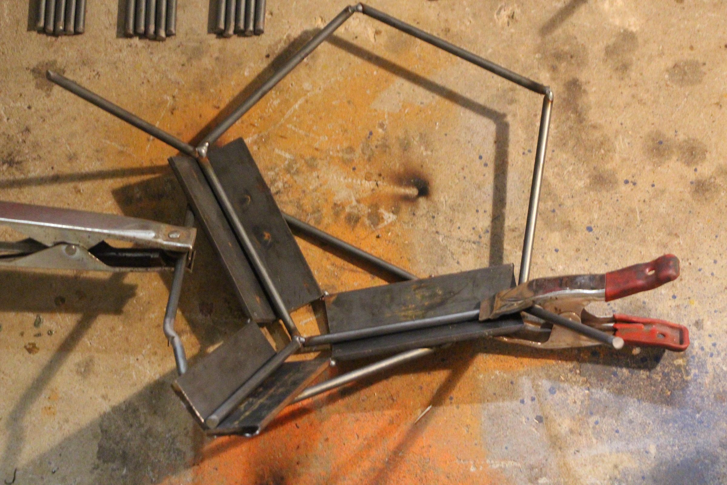 Corner Welding Jig for Pentagonal Dodecahedra (aka Dodecahedrons) : 10 ...