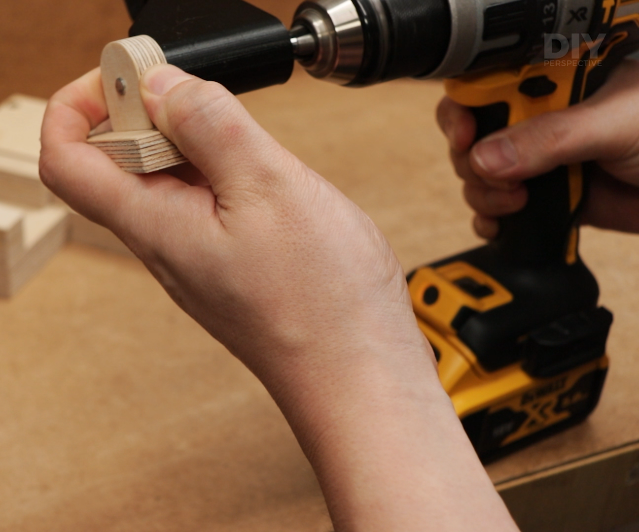 Make PERFECT CUTS With This DIY Dremel Cutting Station : 15 Steps (with ...