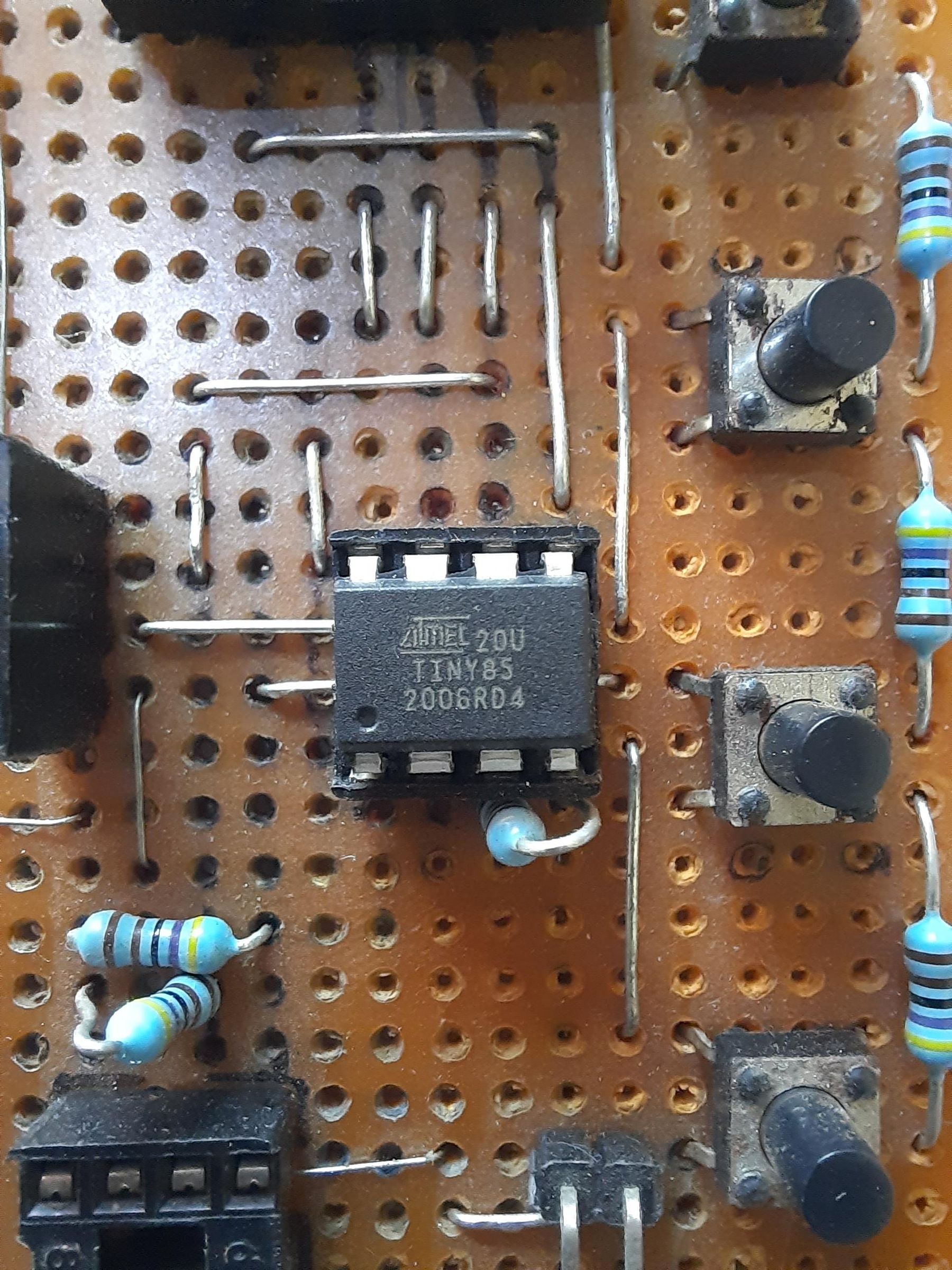 Interfacing SSD1306 Based I2C 128x64 OLED Module With ATtiny85 Without ...