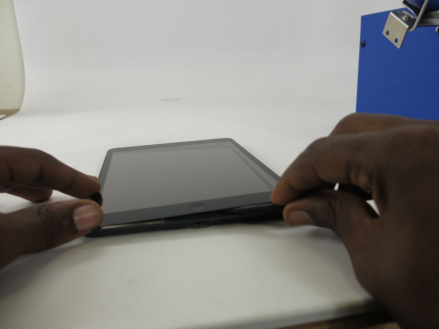 1st Generation IPad Mini Front Camera Repair : 35 Steps - Instructables