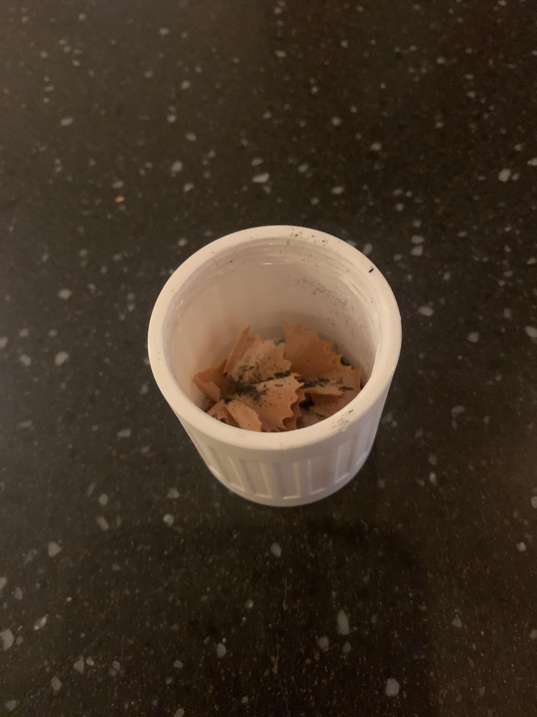 Pencil Sharpening's Pot : 5 Steps - Instructables