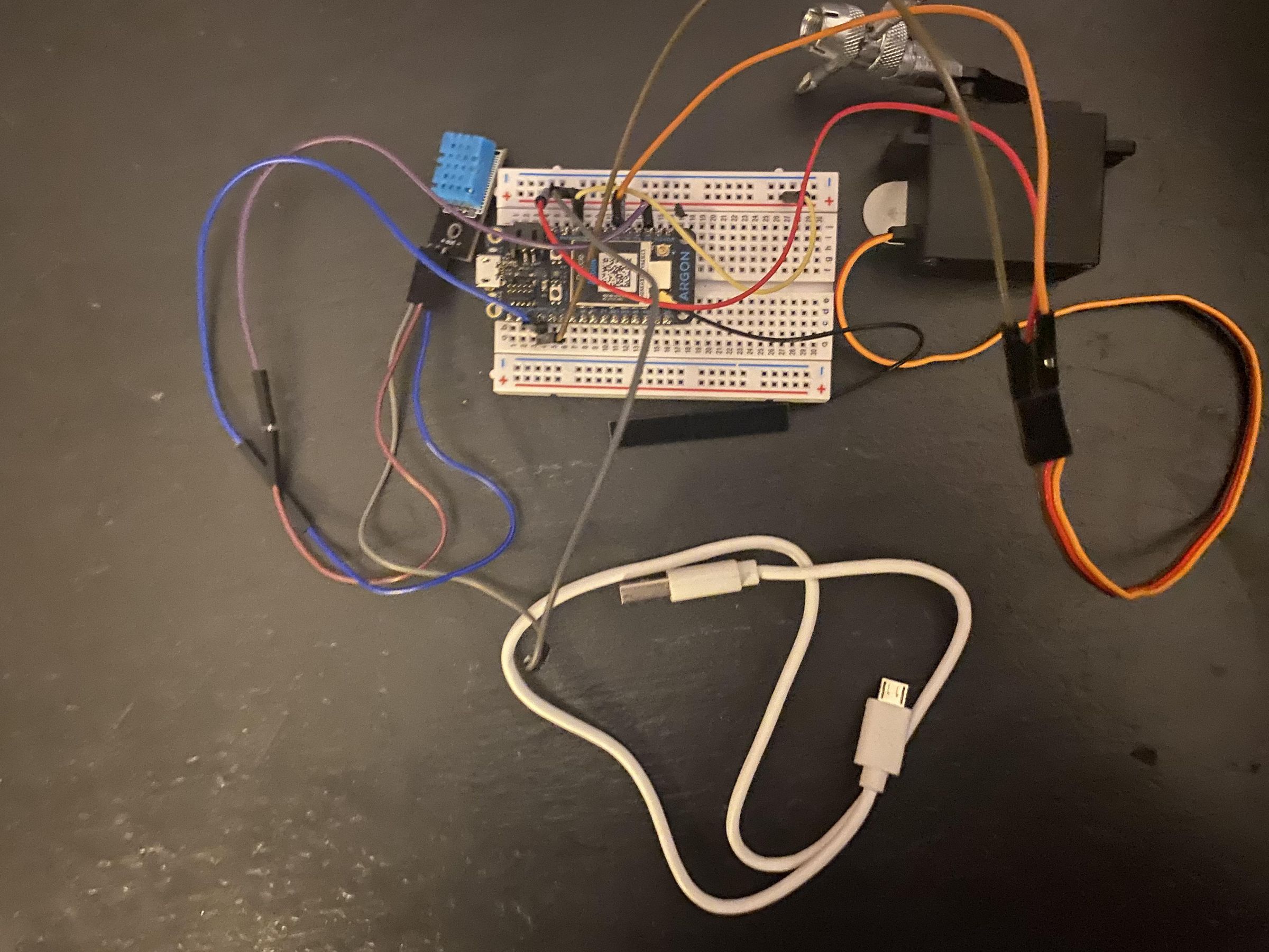 Timed Temperature Servo Button Presser : 6 Steps - Instructables