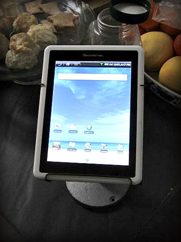Make an Adjustable Tablet Stand : 10 Steps (with Pictures) - Instructables