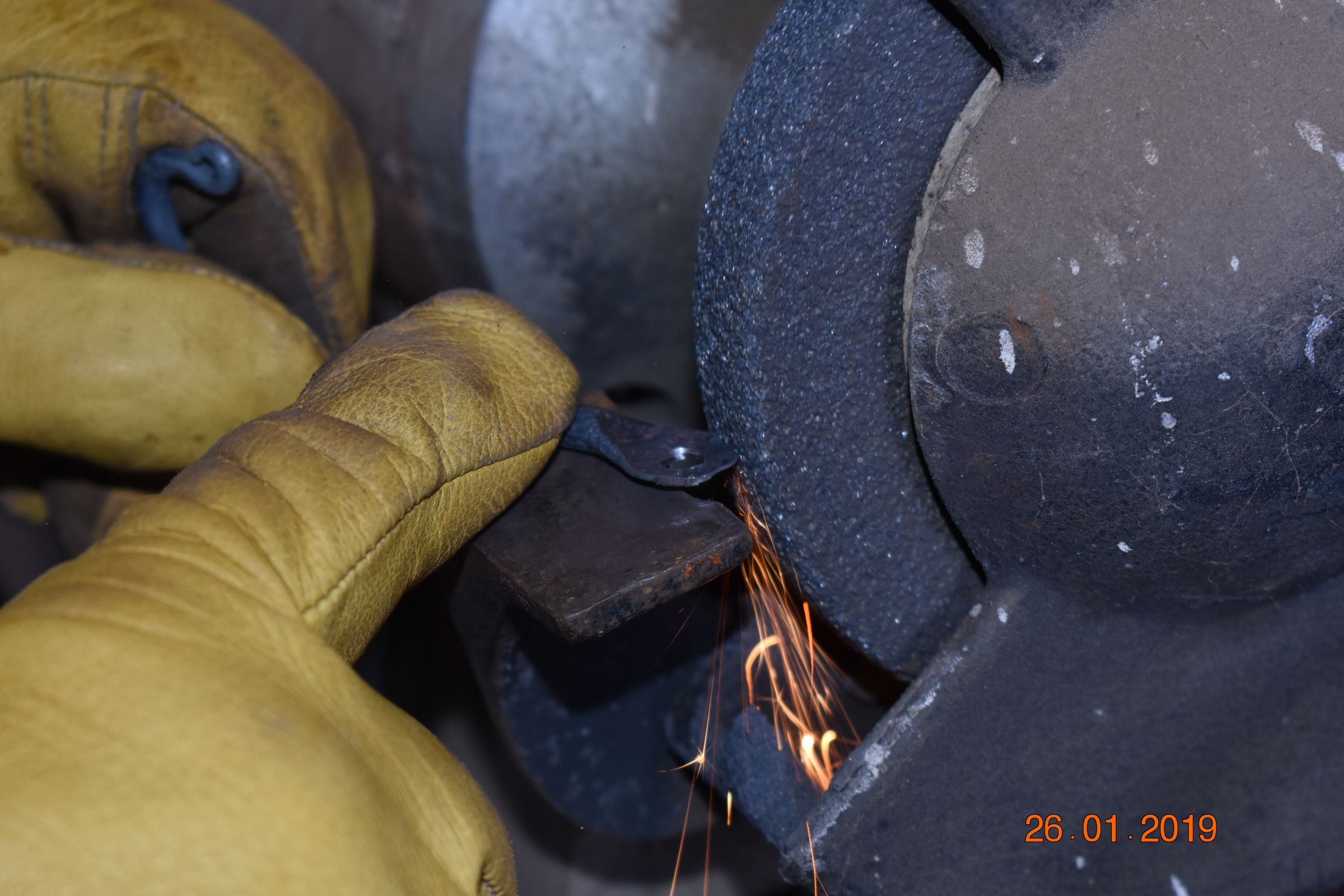 Hand Crafted Metal Wall Hooks : 8 Steps (with Pictures) - Instructables