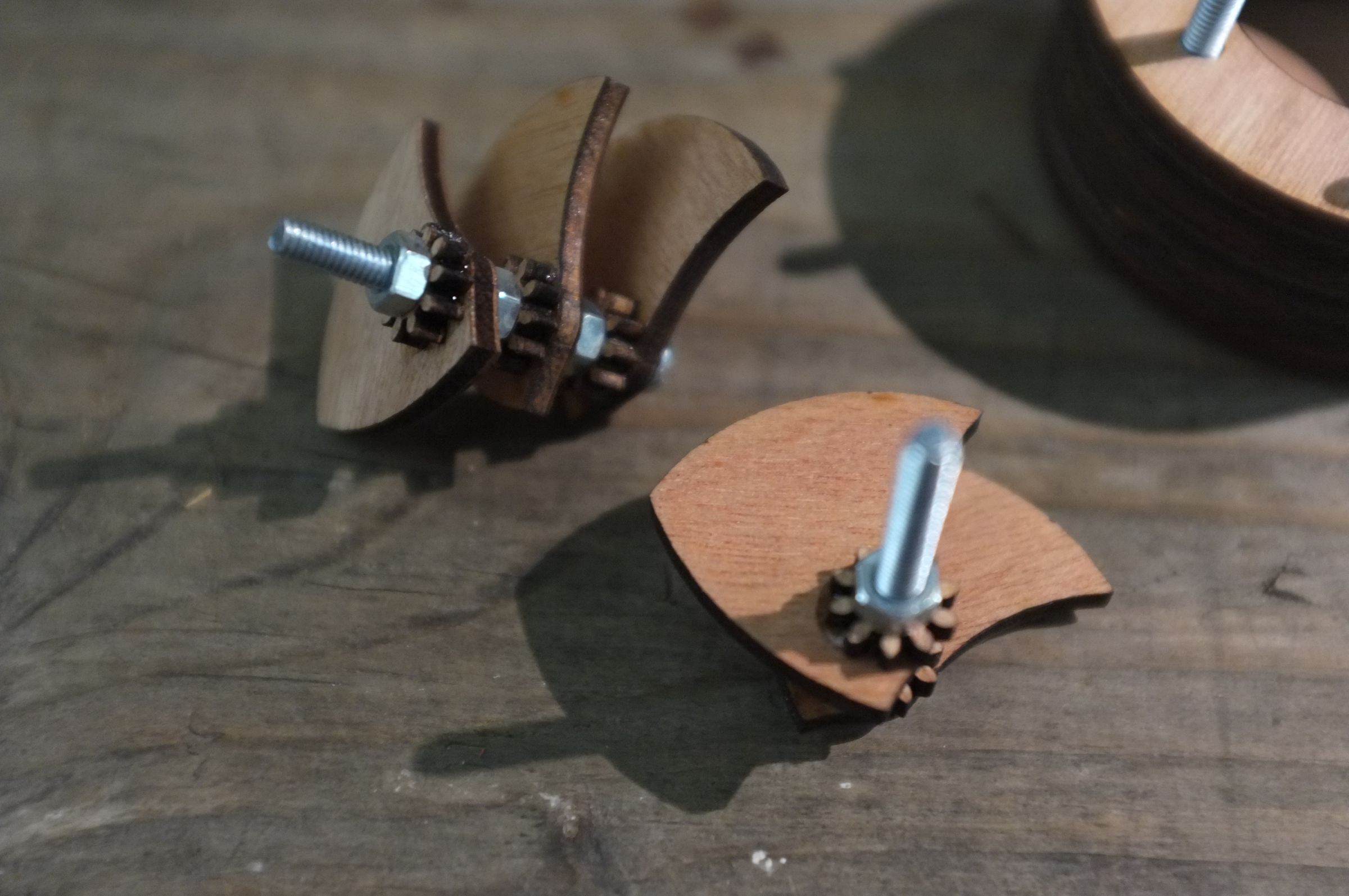 Iris Box : 5 Steps (with Pictures) - Instructables