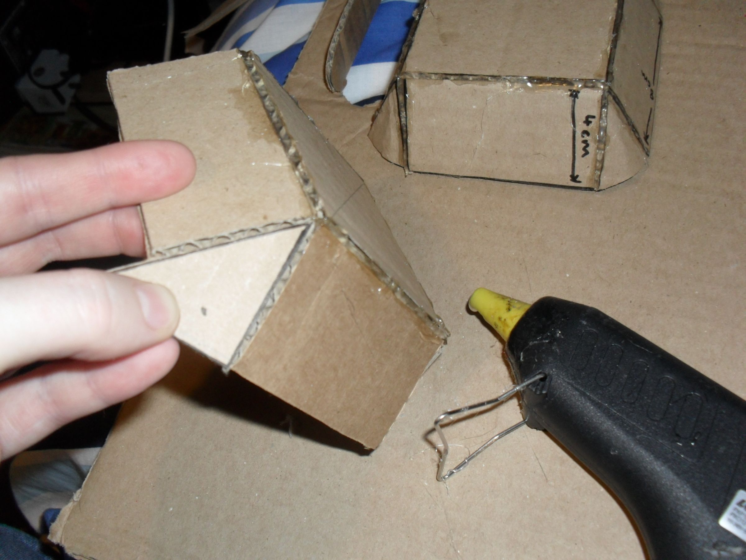 Cardboard Props: How to Make a Viking Hammer / Thors Hammer- Mjolnir ...