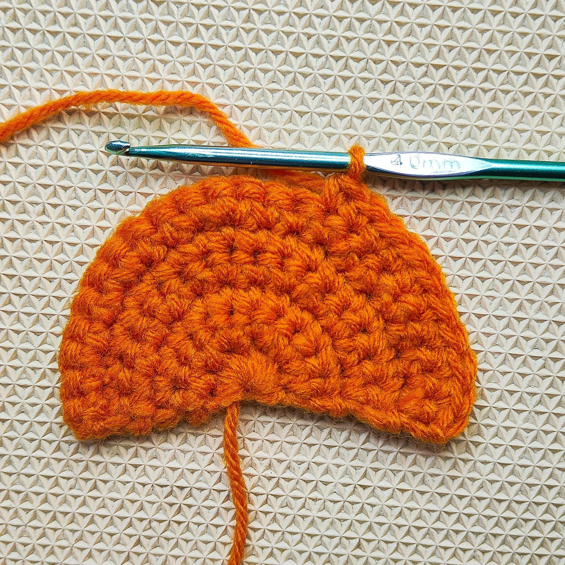 How to Crochet Perfect Semi Circle With Single Crochets : 12 Steps ...