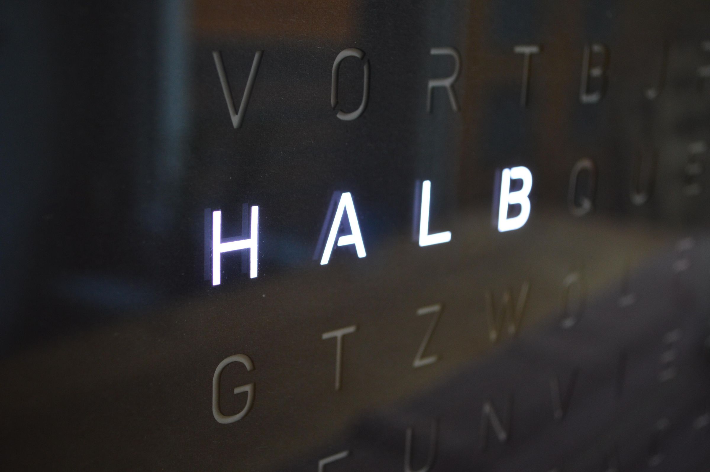 Word Clock (German Layout) : 8 Steps - Instructables