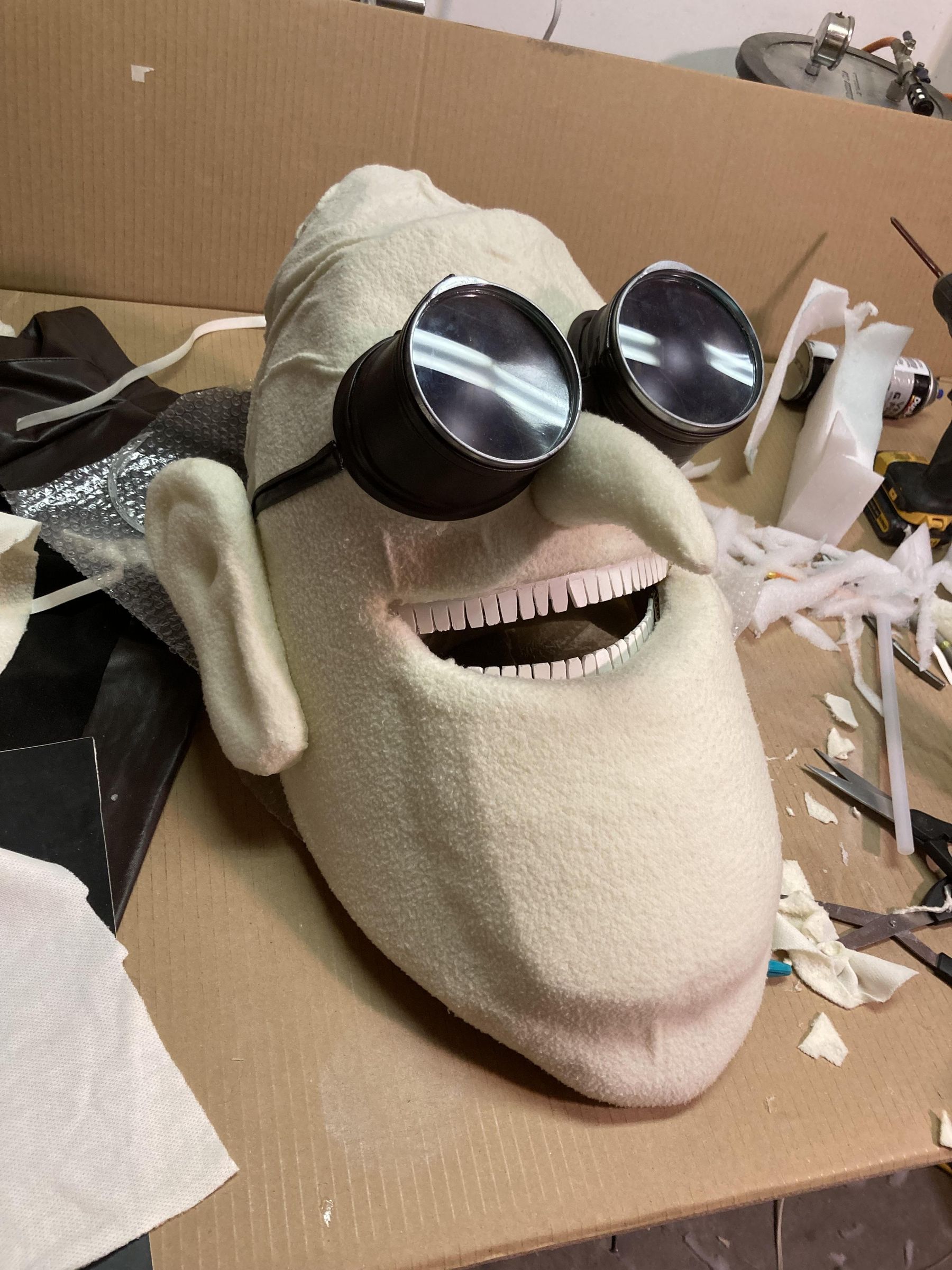 Despicable Me Dr. Nefario Costume : 6 Steps (with Pictures) - Instructables