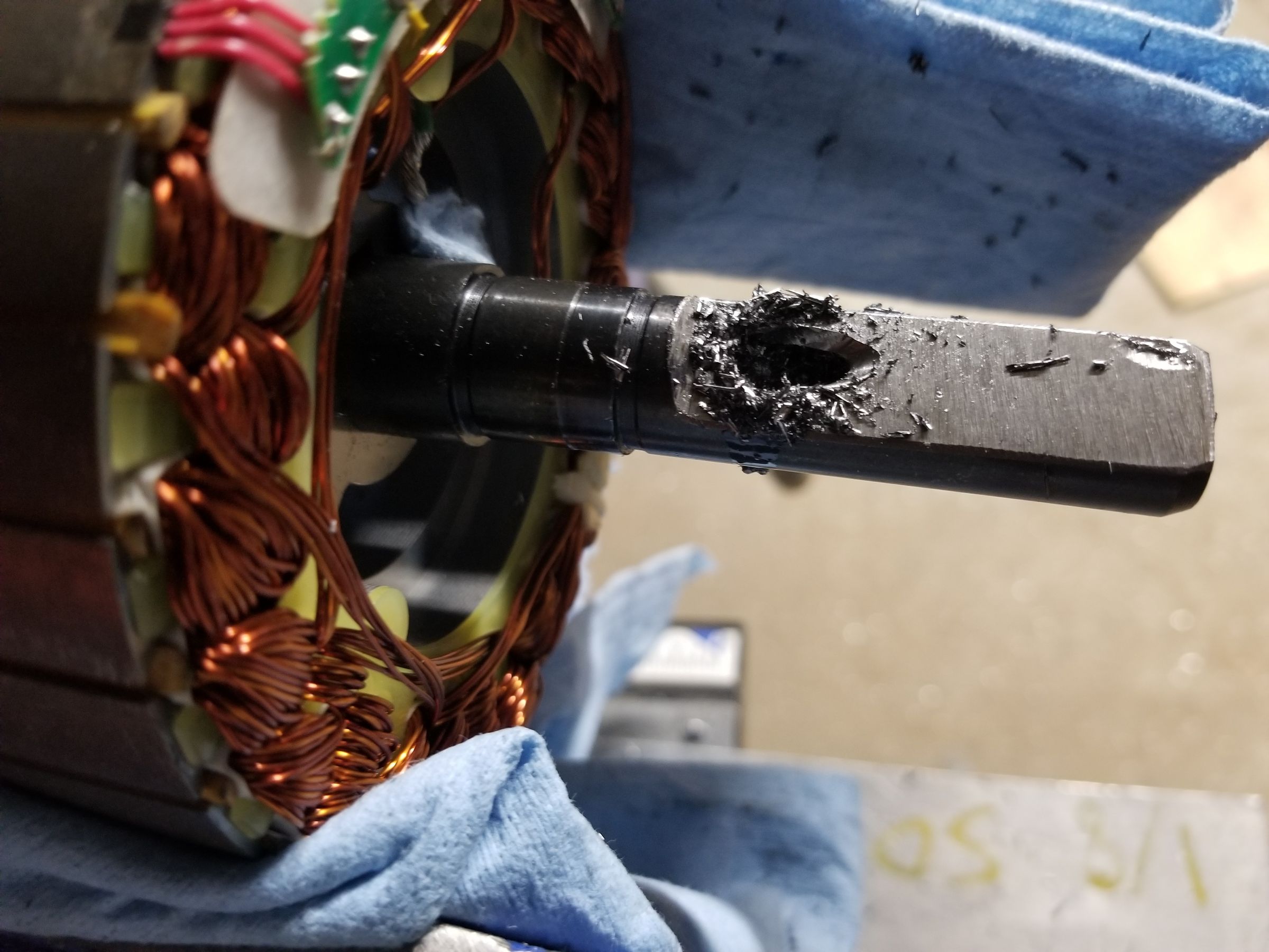 Mounting Hoverboard Wheels Securely and Easily Onto Stateboard ...