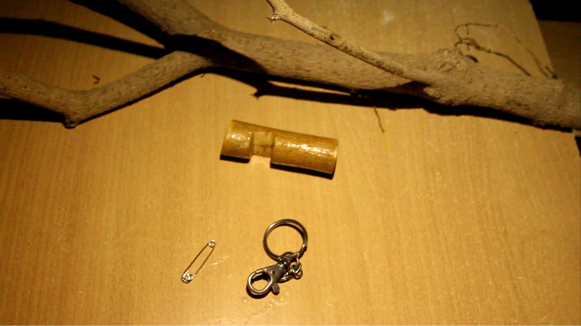 DIY Wooden Key Chain & Mobile Holder : 6 Steps (with Pictures ...