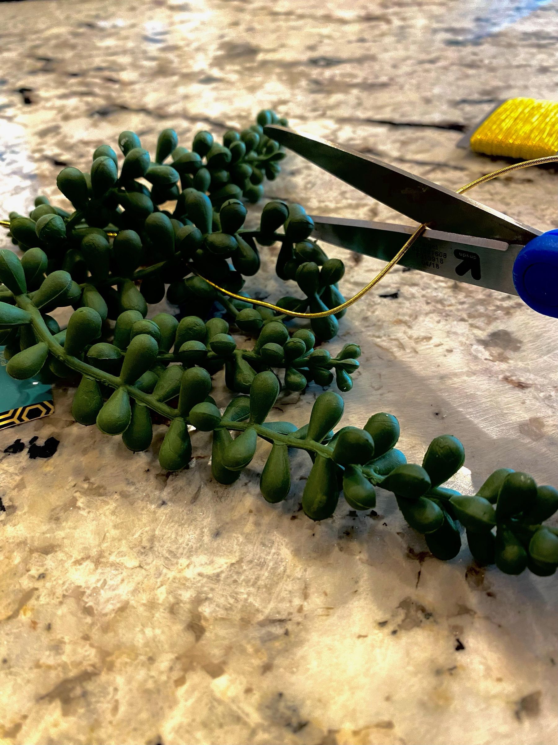 How to Make a Miniature Peacock : 8 Steps (with Pictures) - Instructables