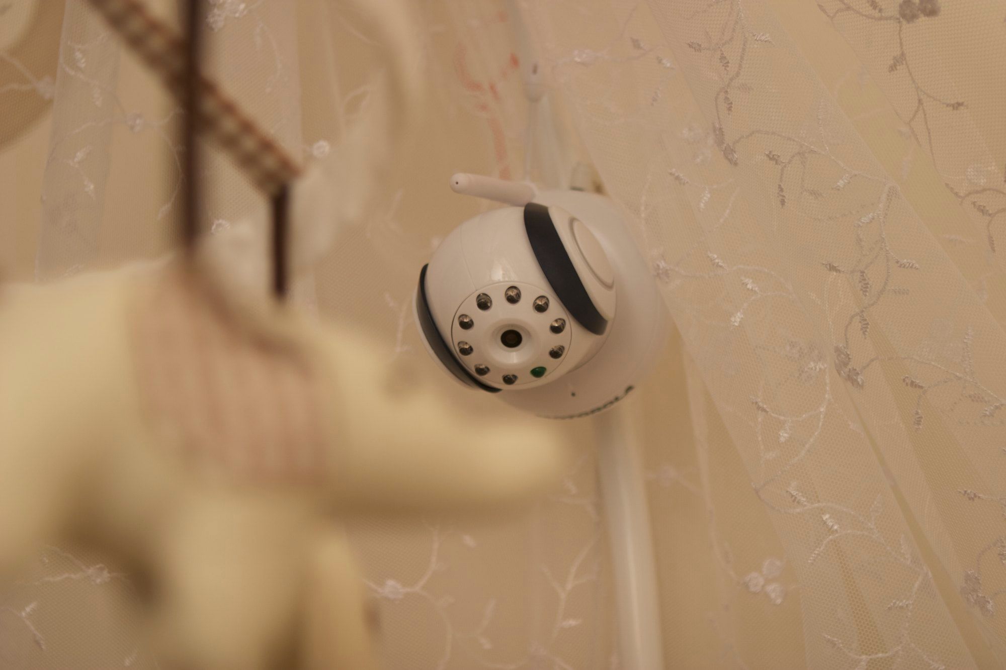 Mount Baby Monitor Camera in the Crib : 11 Steps (with Pictures ...