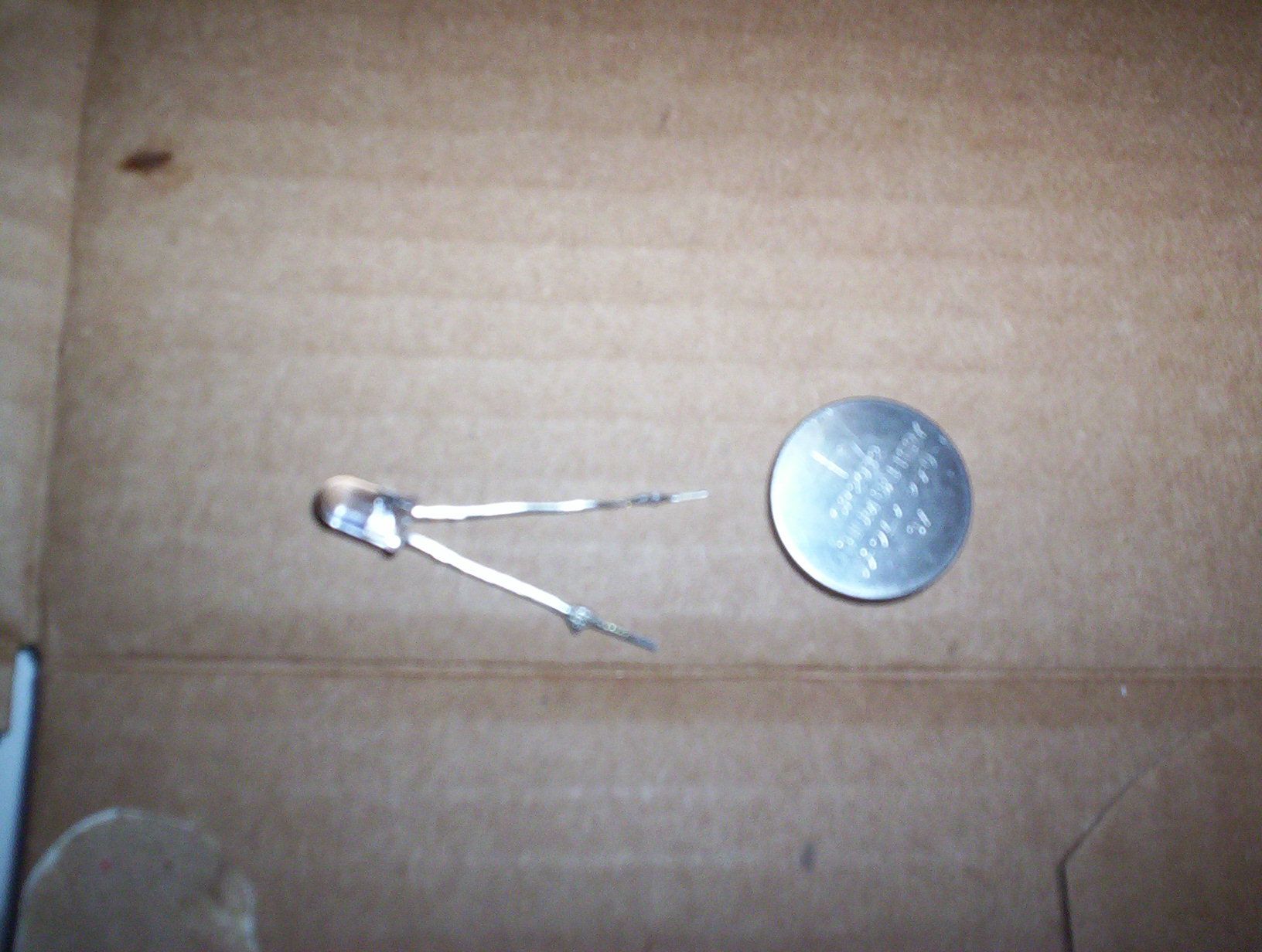 2 Piece LED on Off Flashlight : 3 Steps - Instructables