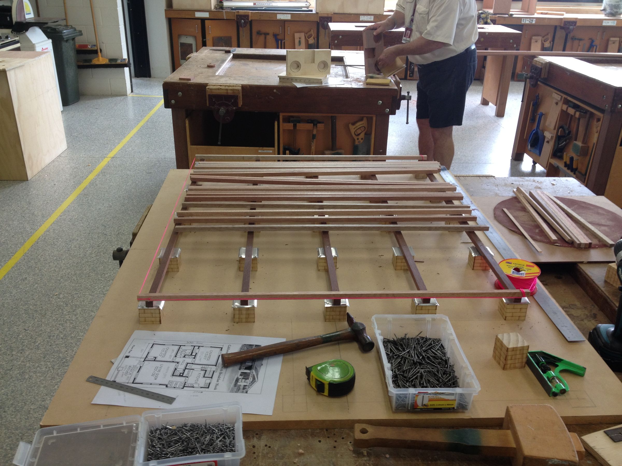 Scale House : 24 Steps (with Pictures) - Instructables