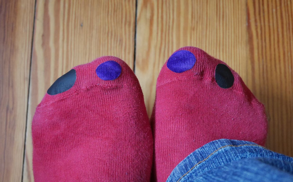 Sock Repair - Quick and Creative : 3 Steps (with Pictures) - Instructables