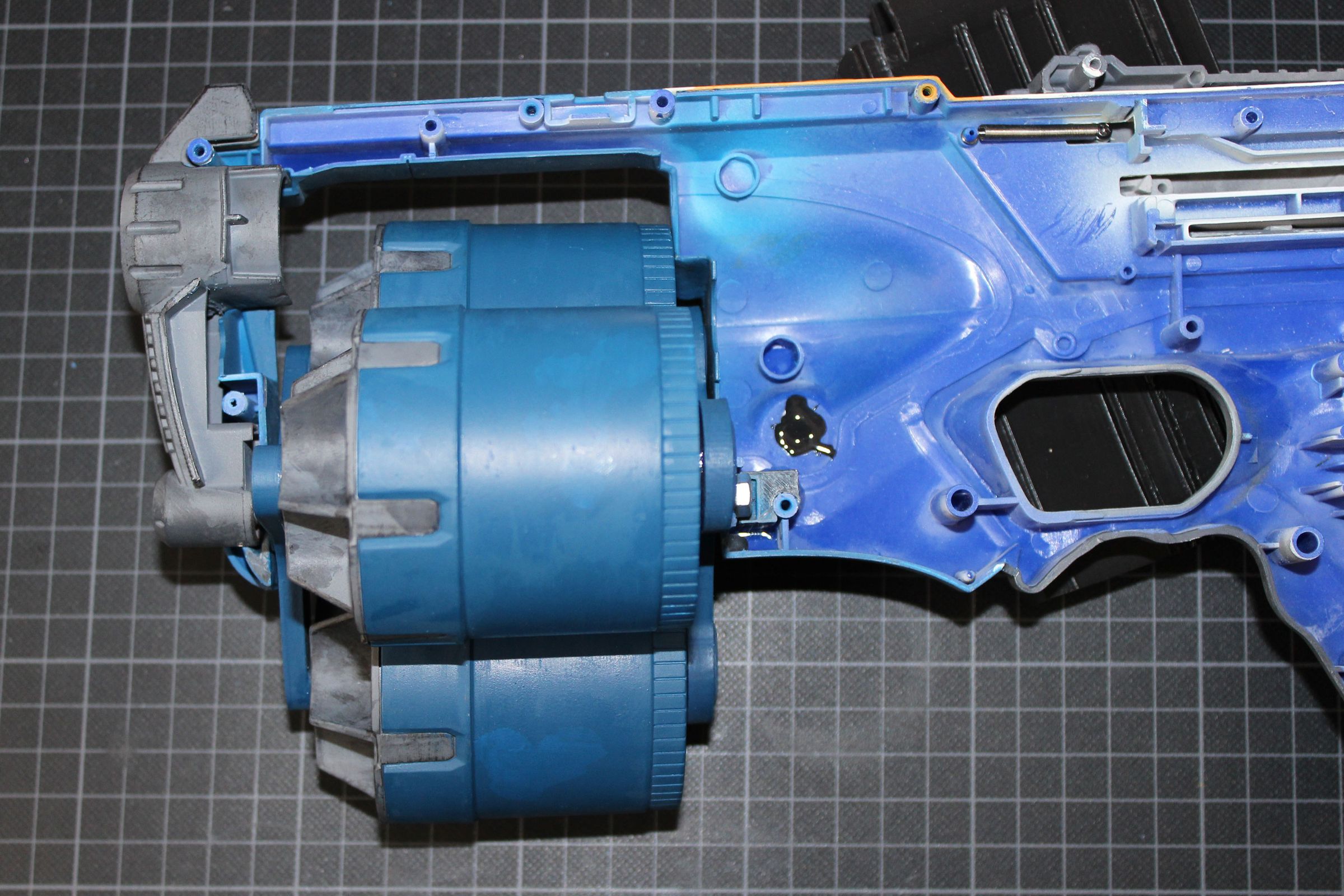 18 Shot Nerf Strongarm : 8 Steps (with Pictures) - Instructables