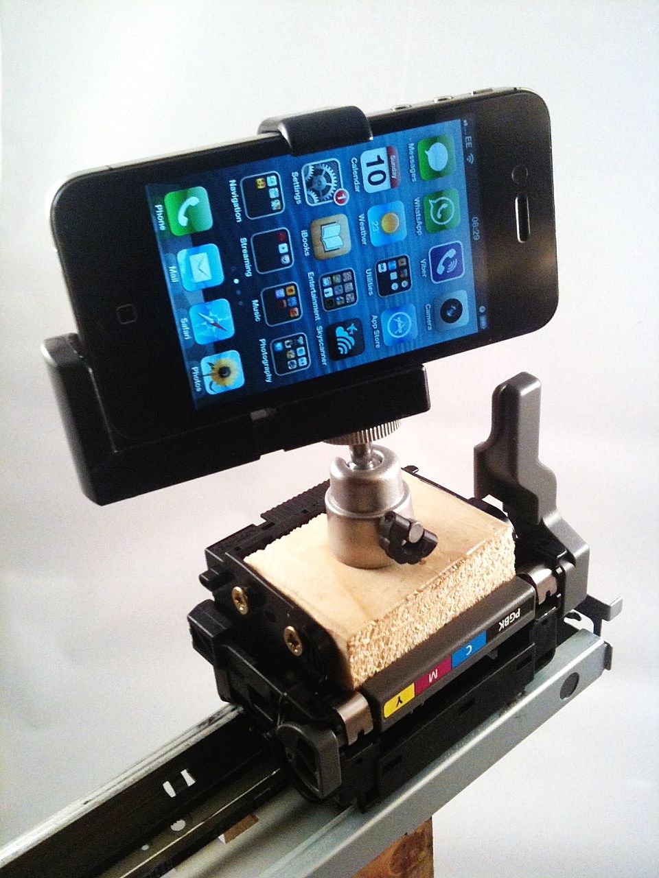 Diy Motorised Iphone Slider - Instructables