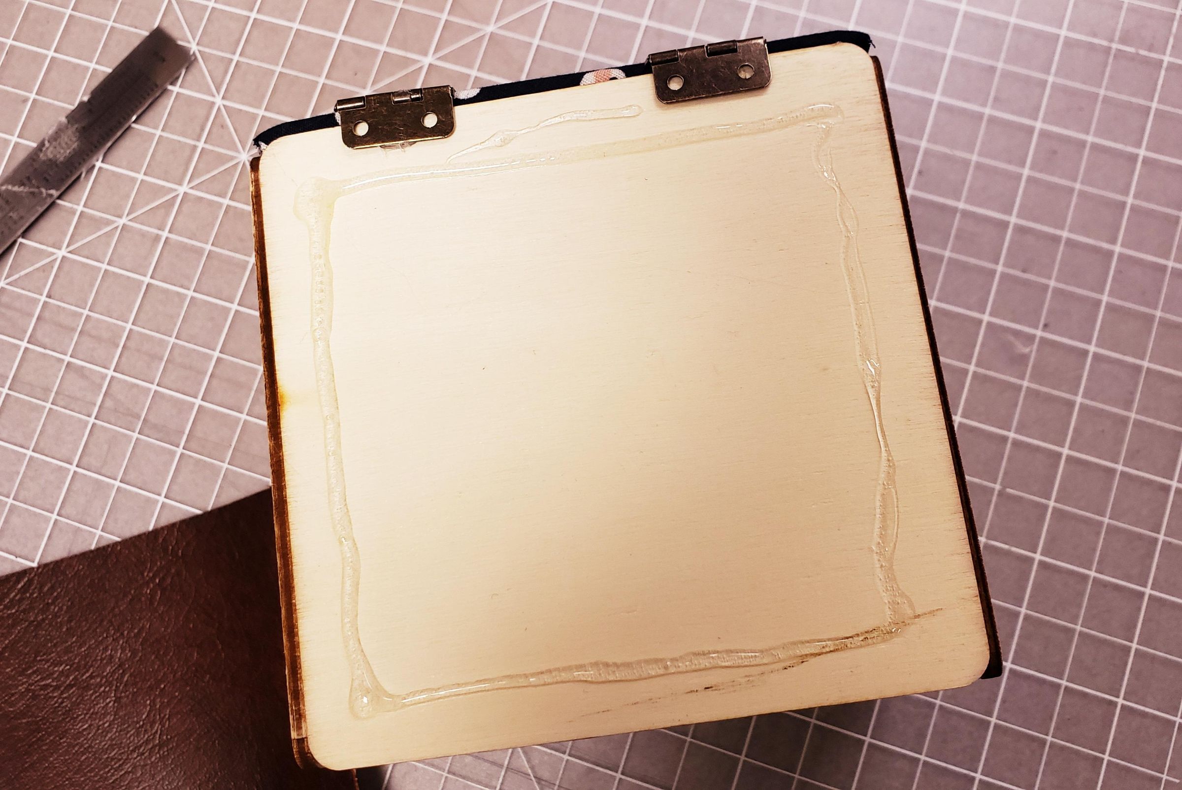 30-Minute Decorative Box (+ Hot Glue Tips) : 6 Steps (with Pictures ...