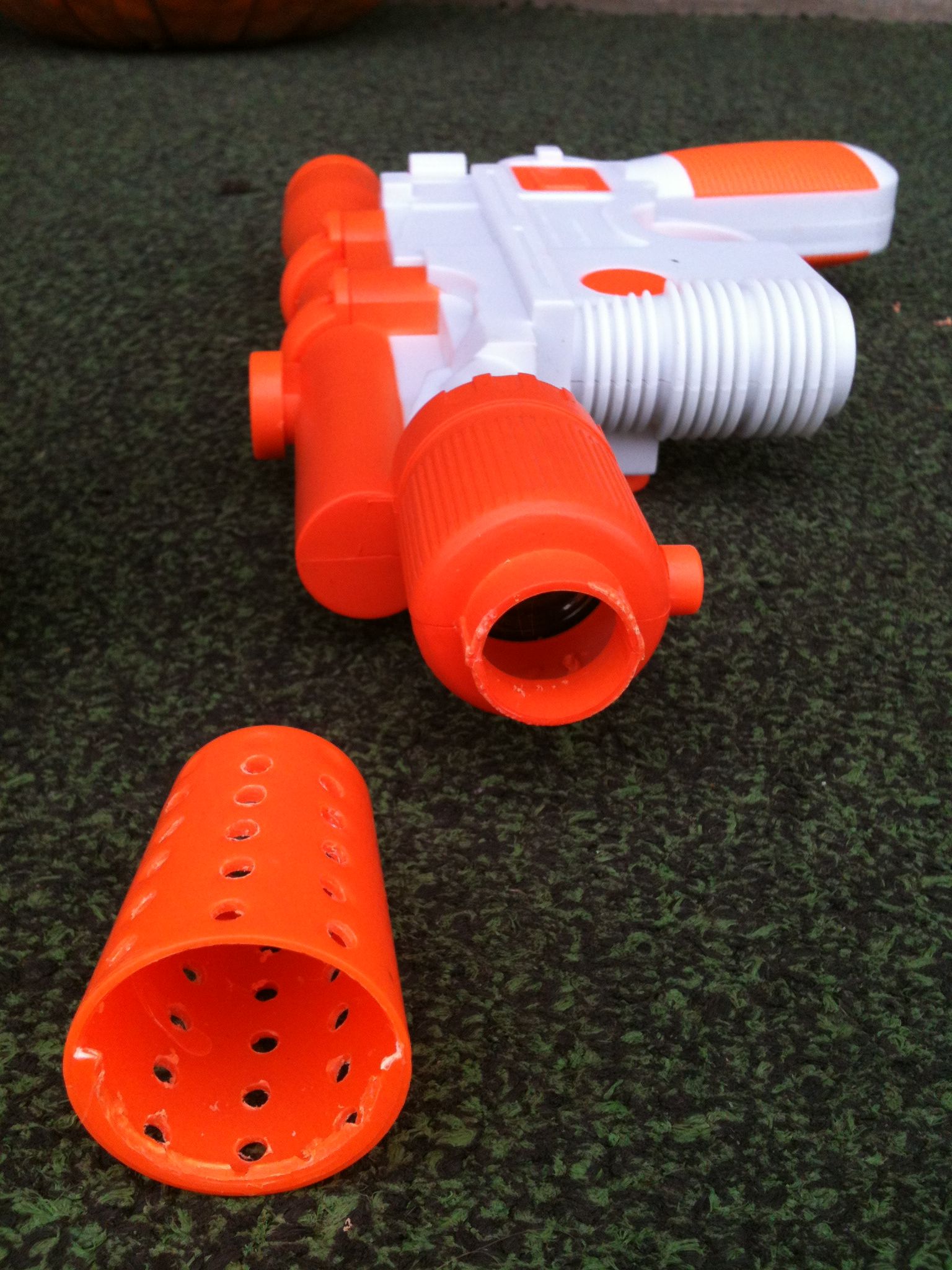 Han Solo Blaster : 6 Steps (with Pictures) - Instructables