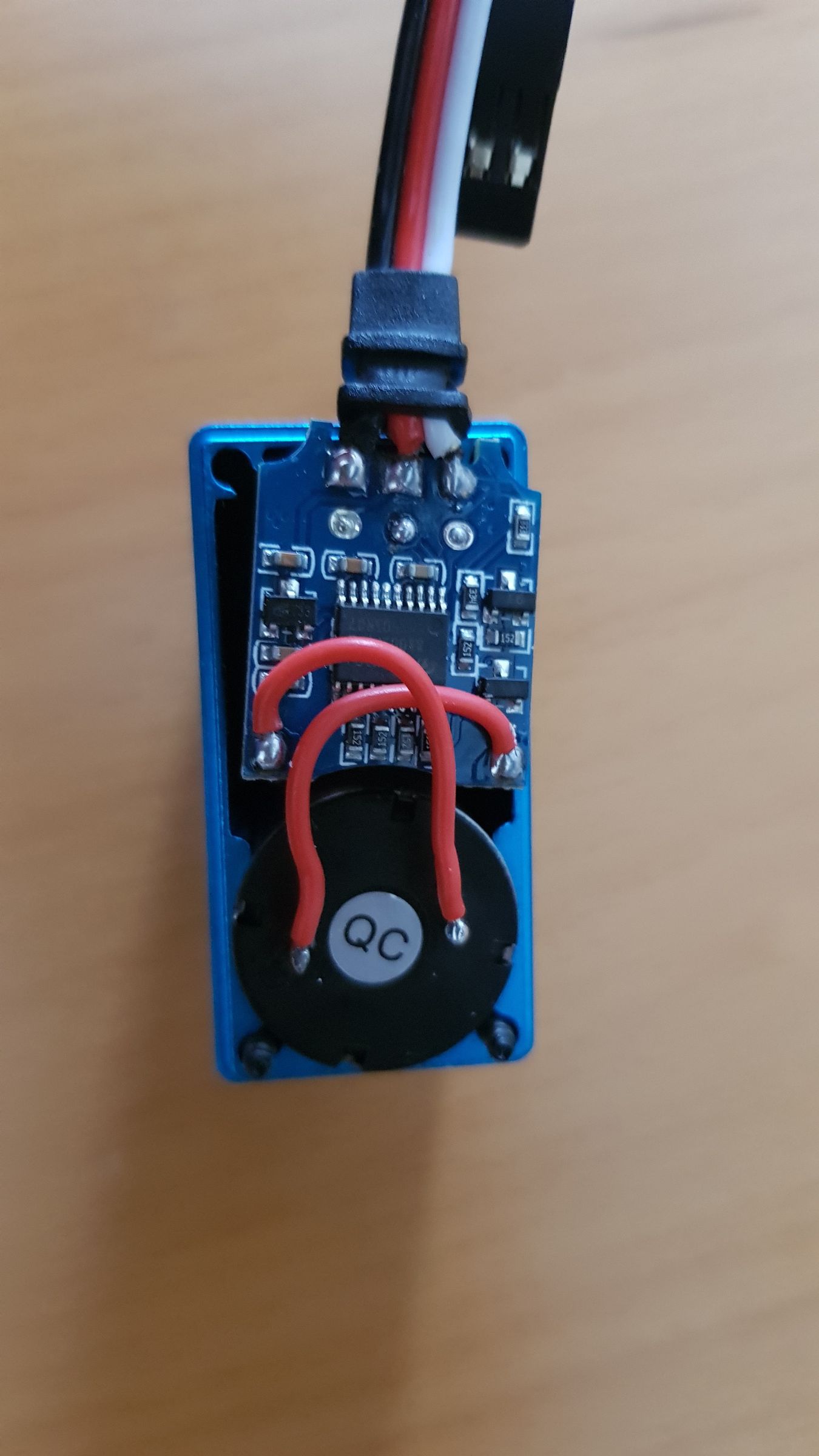 How to Mod a Servo to Get Closed Loop Feedback : 7 Steps - Instructables