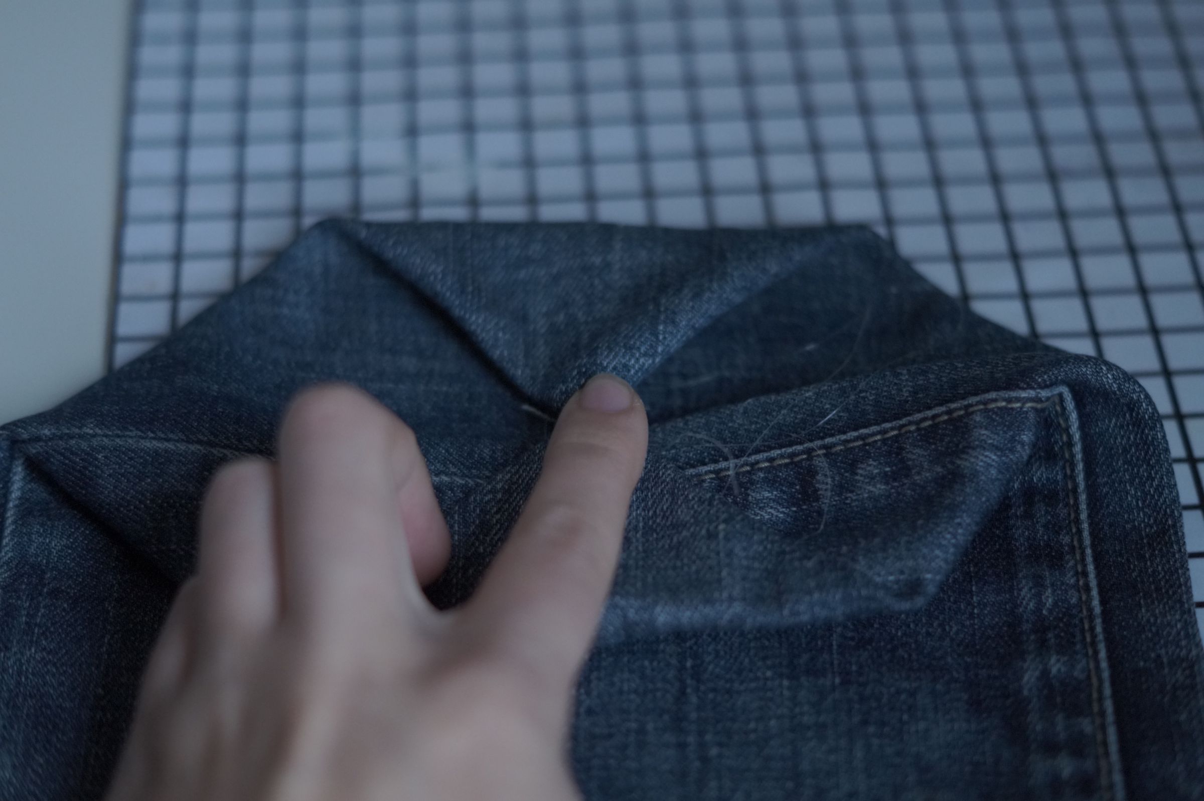 DIY Jean Planters - Recycled : 9 Steps (with Pictures) - Instructables