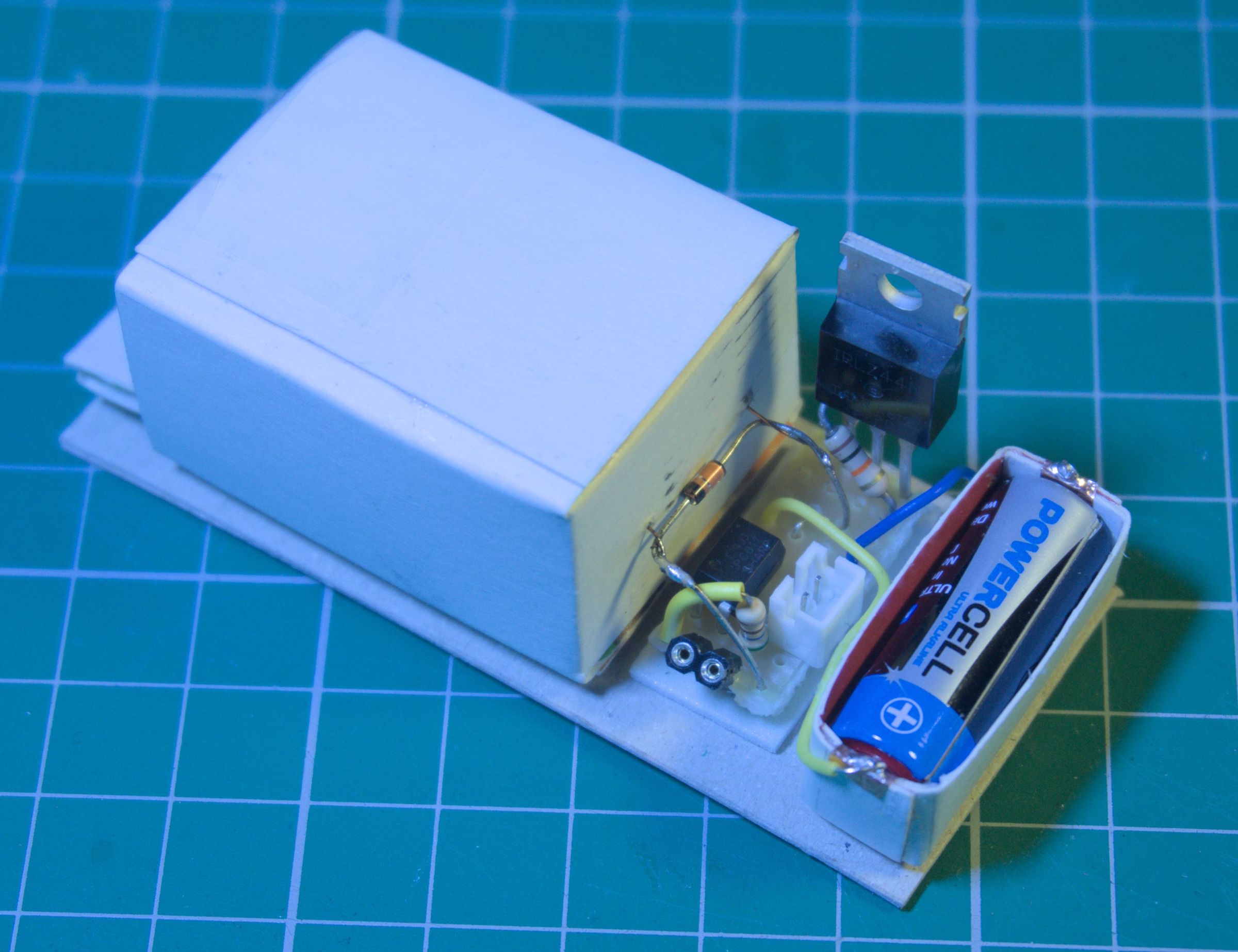 Electronic Flapping Butterfly : 4 Steps (with Pictures) - Instructables