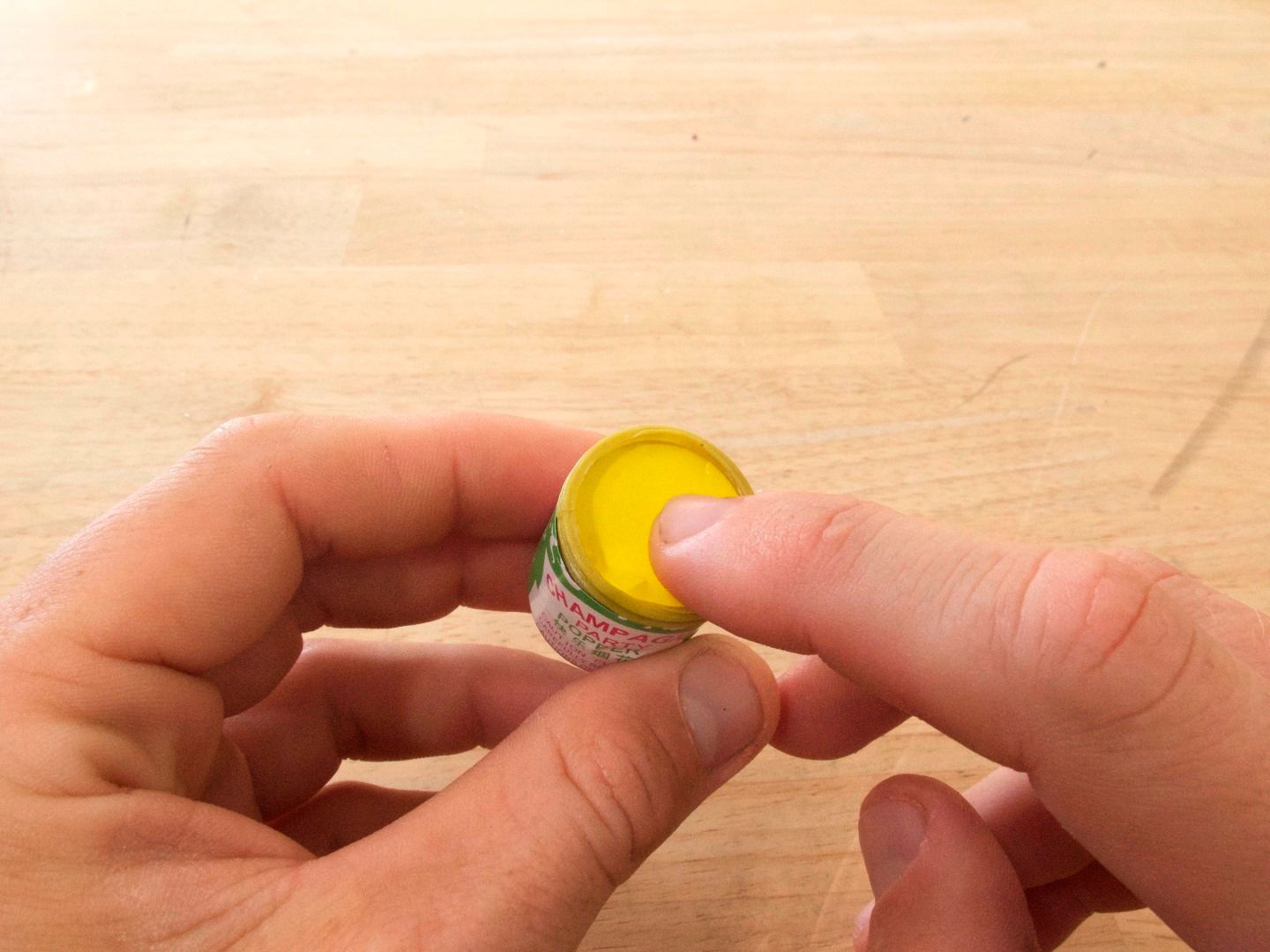 Glitter Roulette With Party Poppers : 7 Steps (with Pictures ...