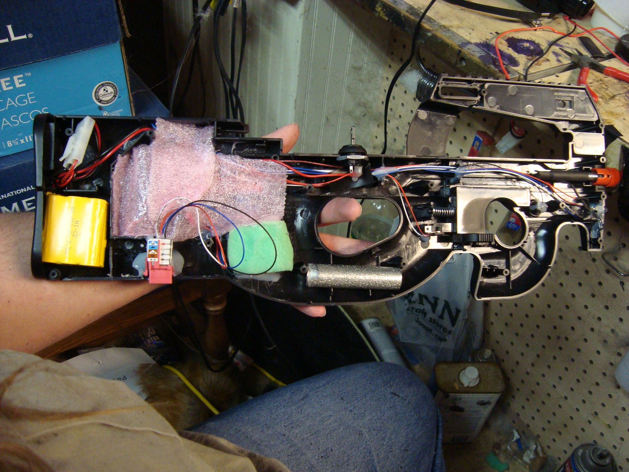 Conversion of Cheap Airsoft P90 to Miles Laser Tag. : 20 Steps (with ...