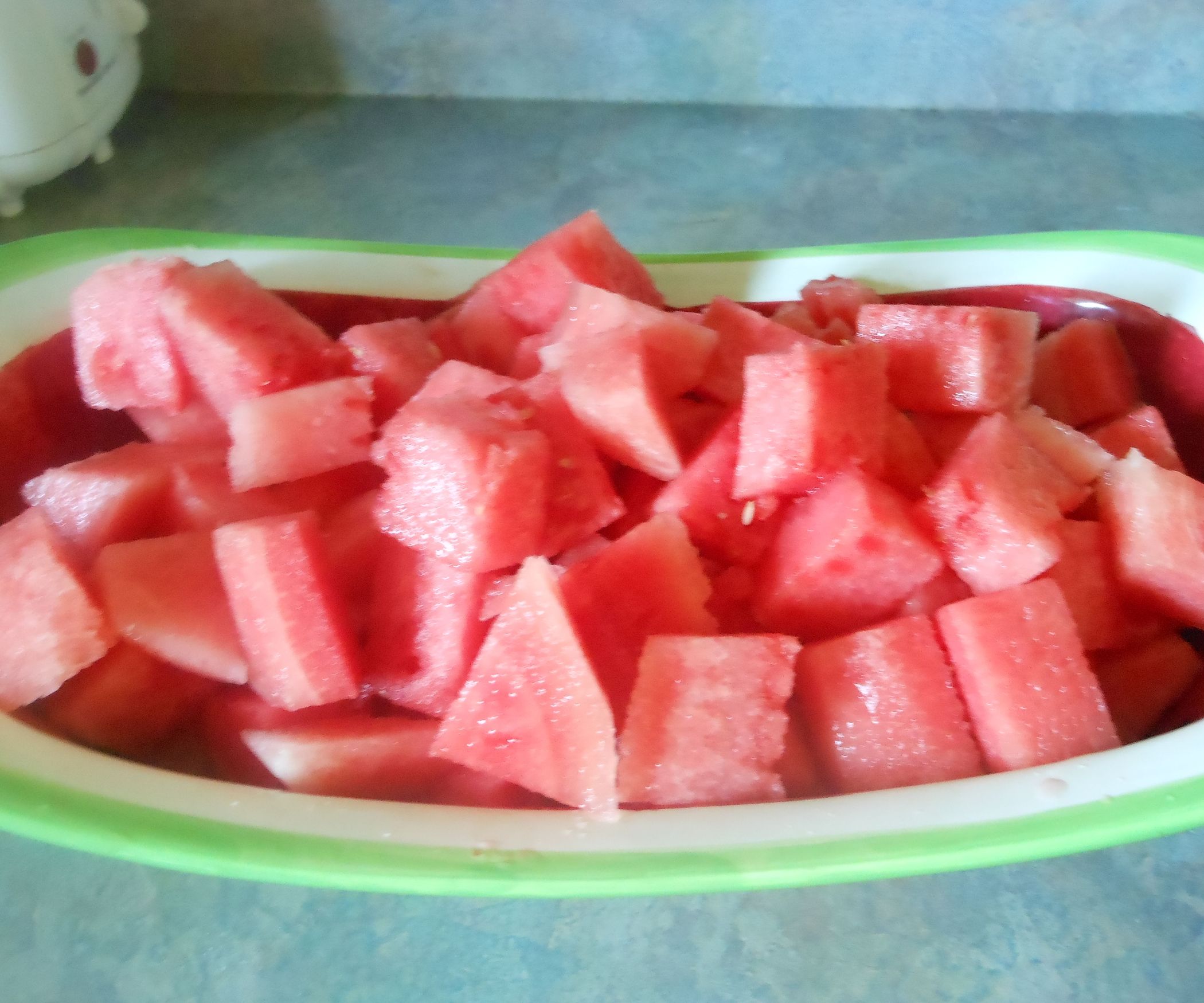 How to Cut (and Remove the Seeds From) a Watermelon for a Salad : 11 ...