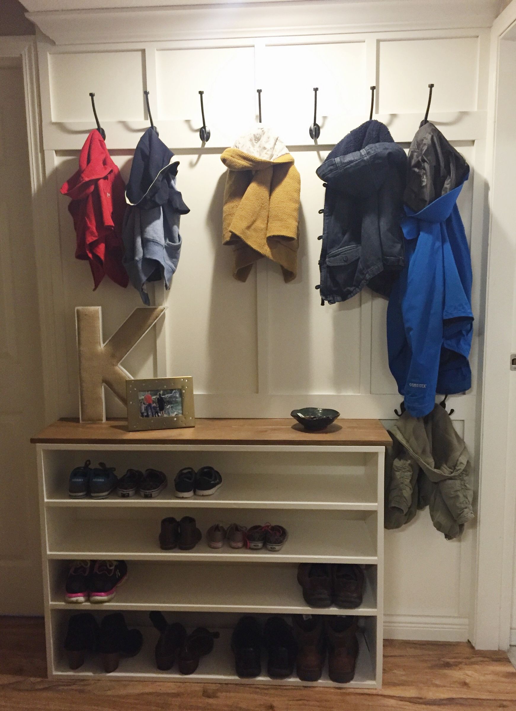 Mud Room - Coat Rack and Bench : 13 Steps (with Pictures) - Instructables