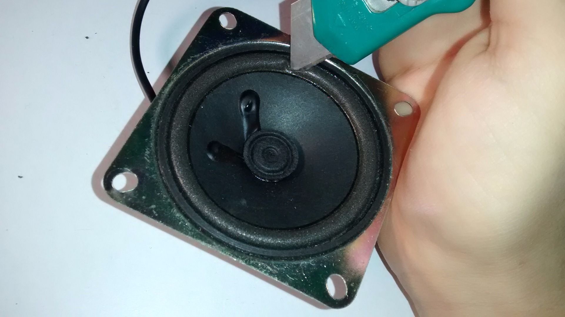 How to Salvage a Magnet From a Speaker : 9 Steps - Instructables