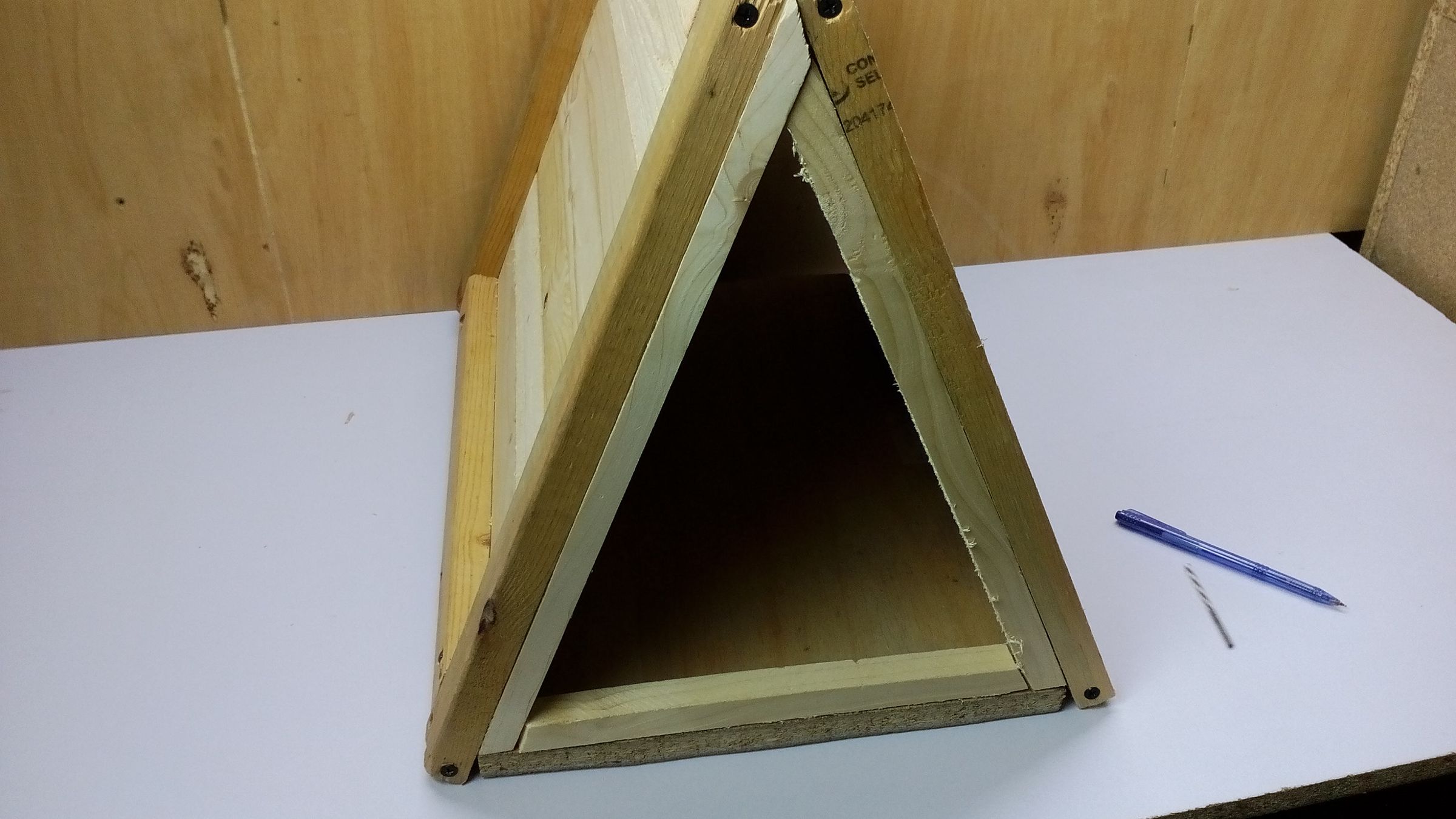 Triangle Wooden Pet House : 7 Steps (with Pictures) - Instructables