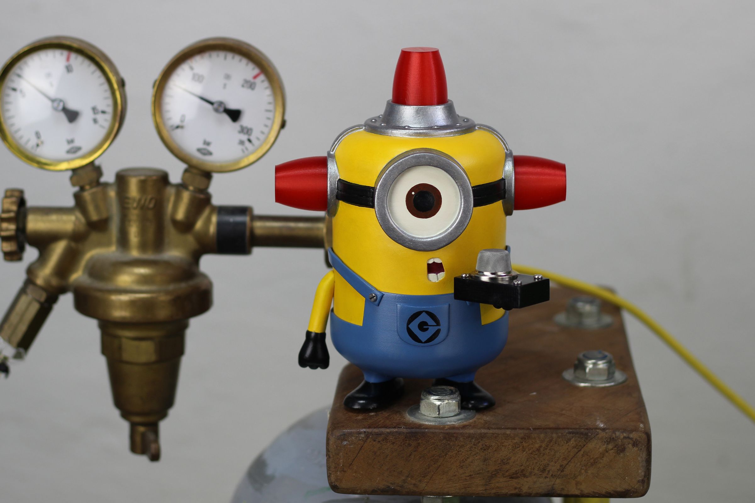 Minion Fart and Smoke Alarm : 6 Steps (with Pictures) - Instructables