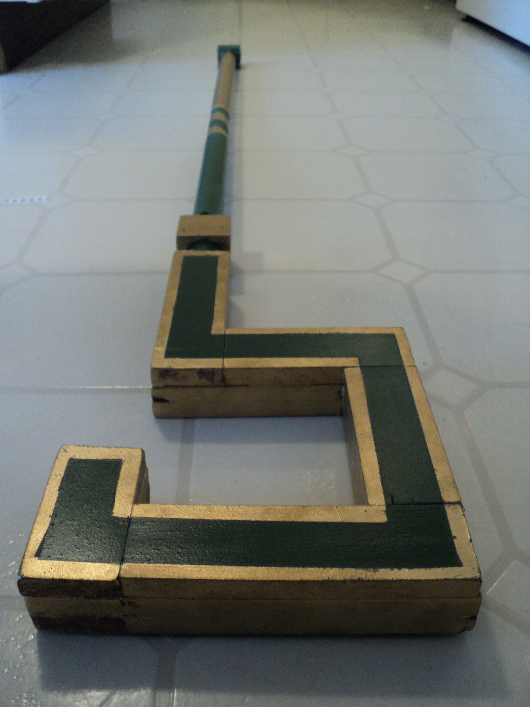 Batman: Arkham City Riddler Cane : 4 Steps - Instructables