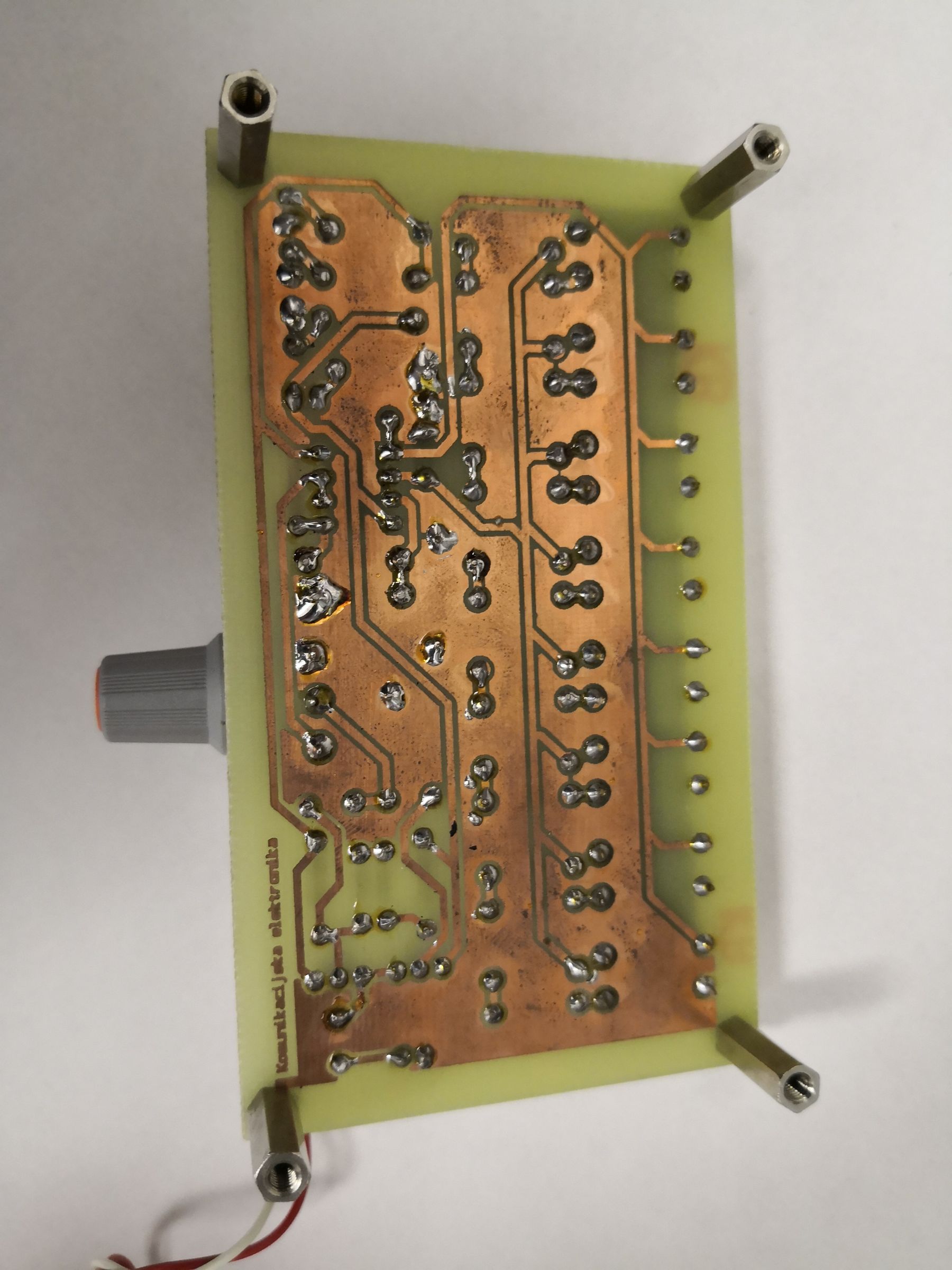 Awesome Analog Synthesizer/Organ Using Only Discrete Components : 10 ...