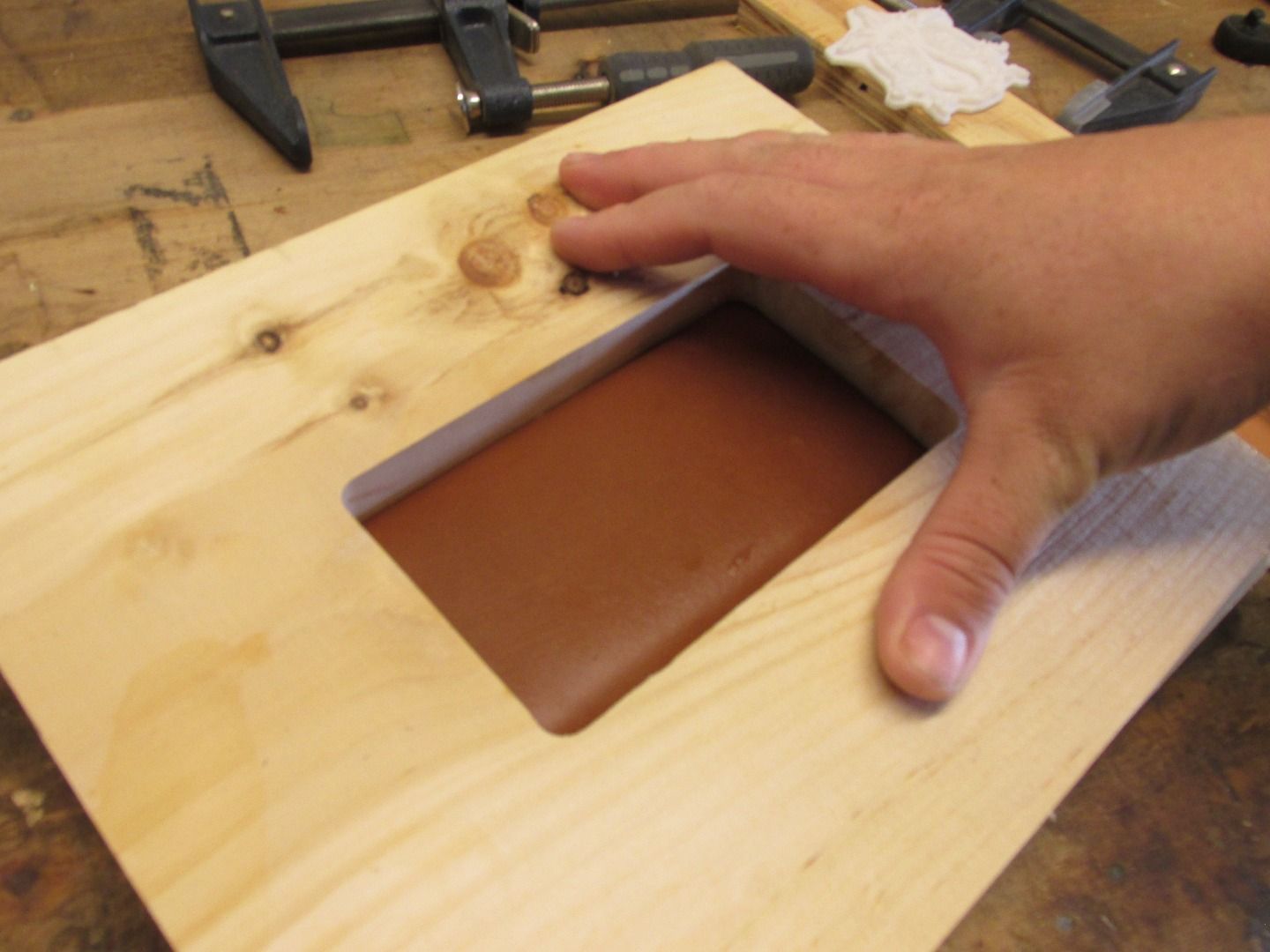 Wet Formed Leather Phone Case : 11 Steps (with Pictures) - Instructables