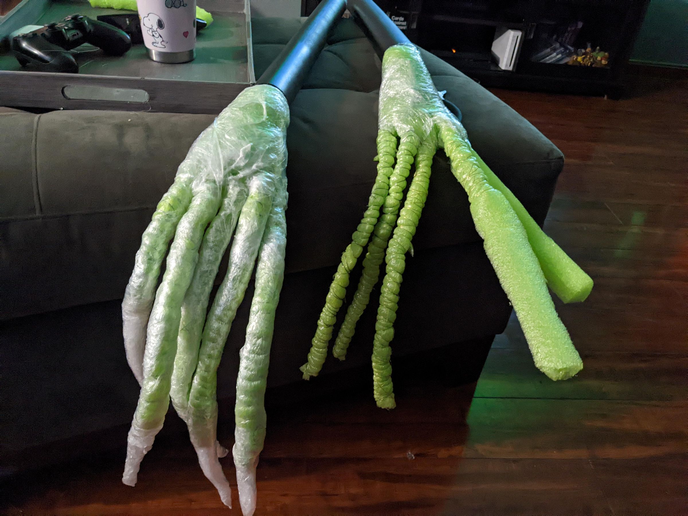 DIY 12ft Grimacing Pumpkin Monster Halloween Prop /Decoration : 5 Steps ...