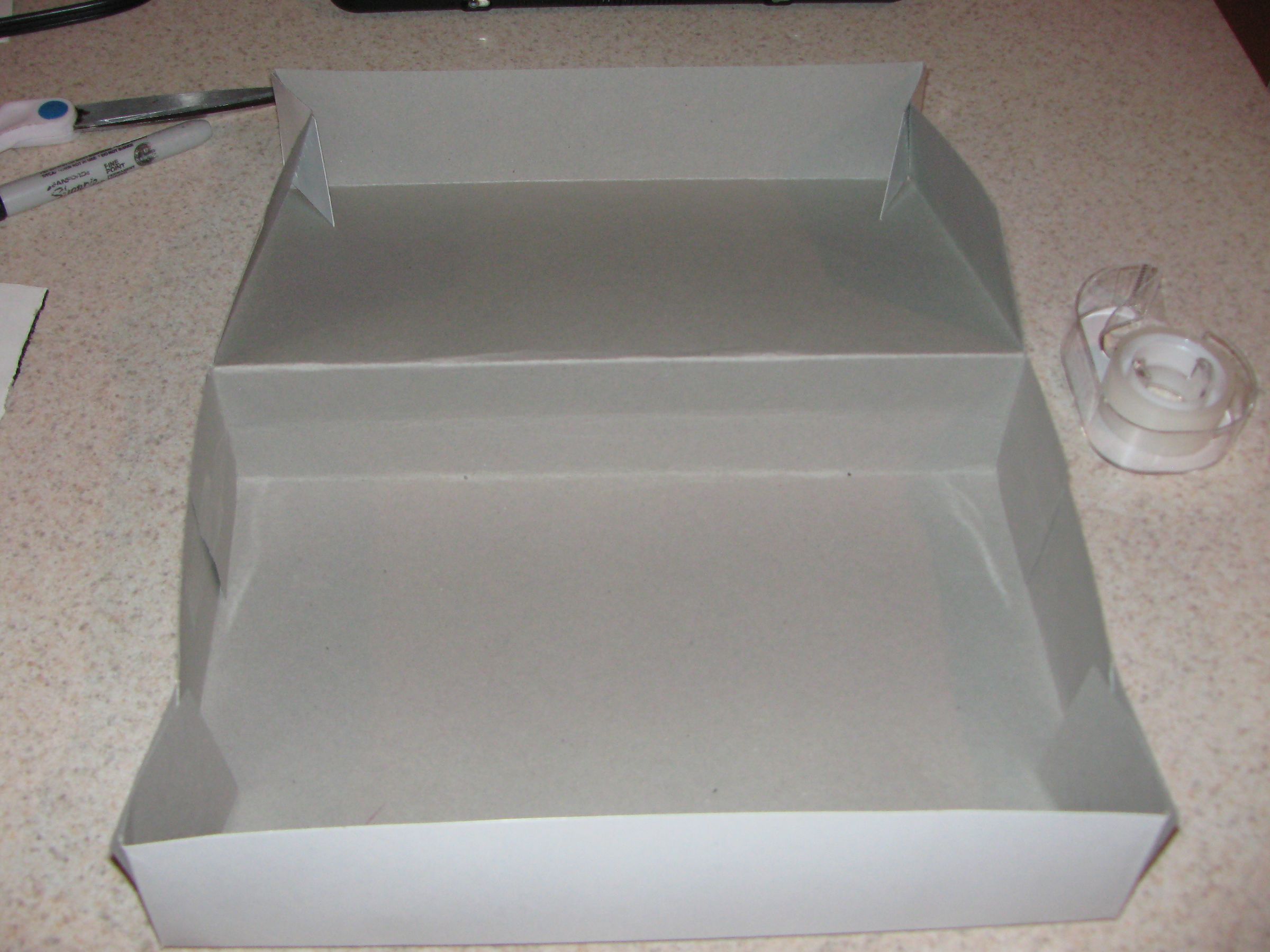 Kid Size Shirt Box : 7 Steps - Instructables