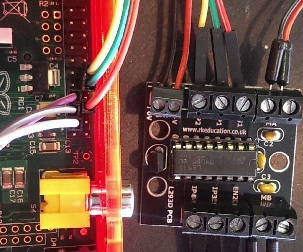 Raspberry Pi Based Wall Avoiding Robot - FabLab NerveCentre : 5 Steps - Instructables