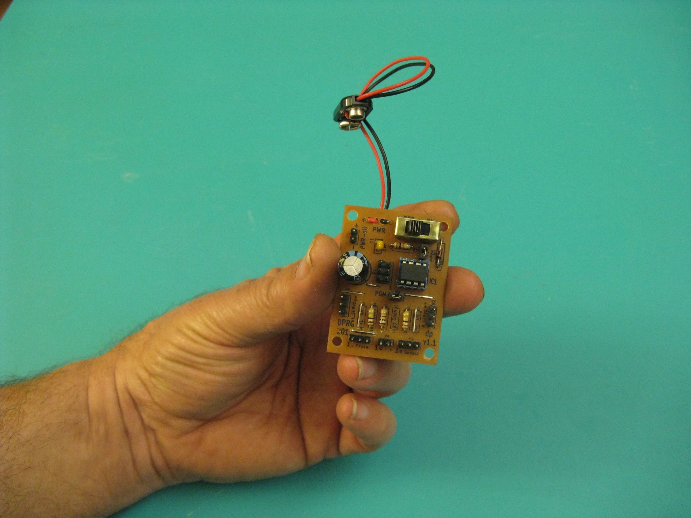 Tiny Wanderer - a Table Top Robot : 7 Steps - Instructables