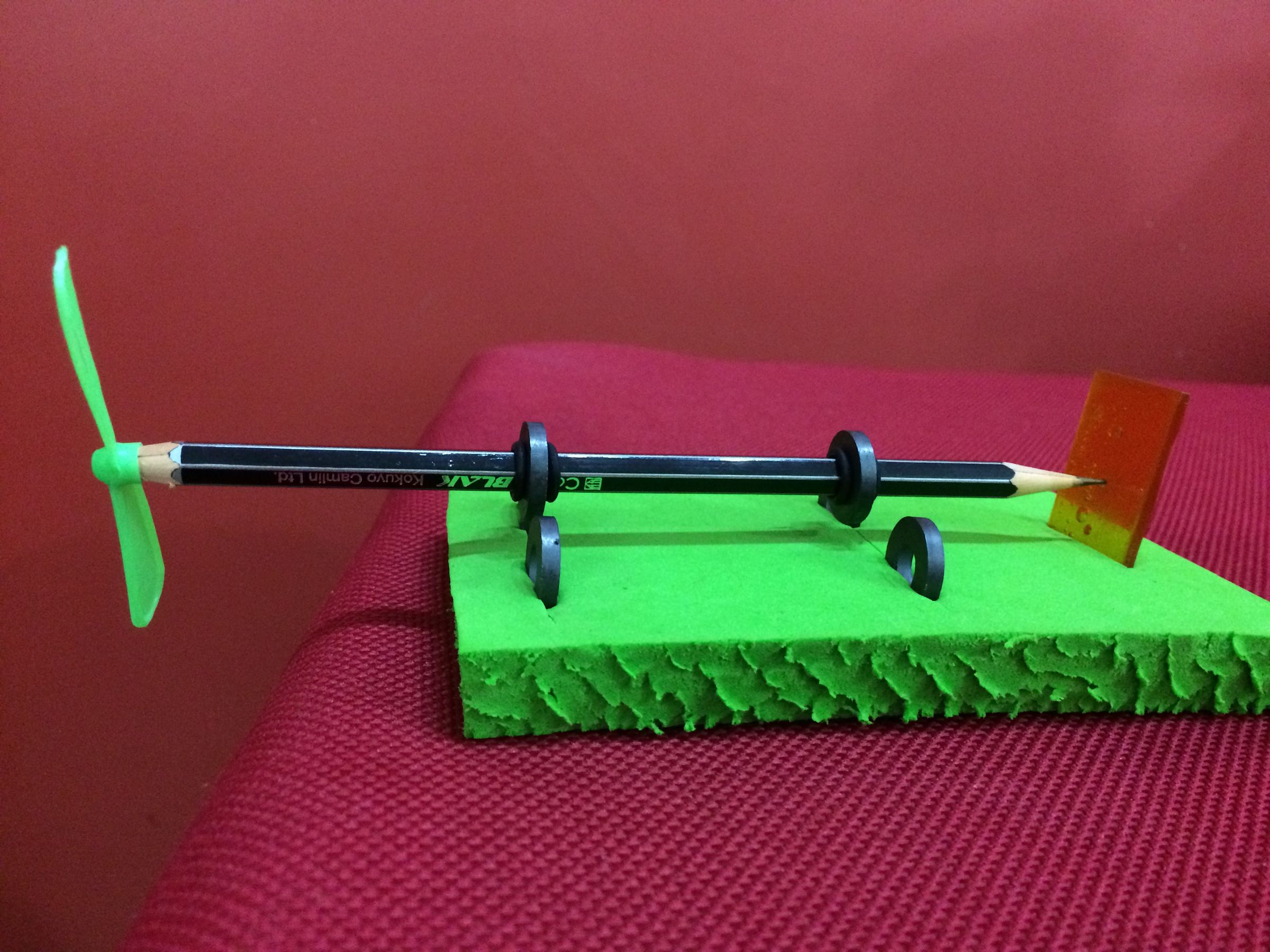 INFINITE TIME SPINNING PENCIL.... : 6 Steps - Instructables