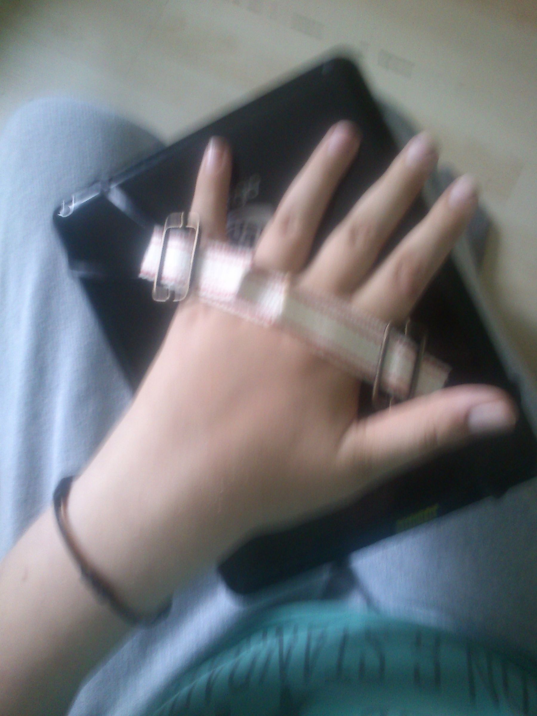 Tablet Handel Grip - Instructables