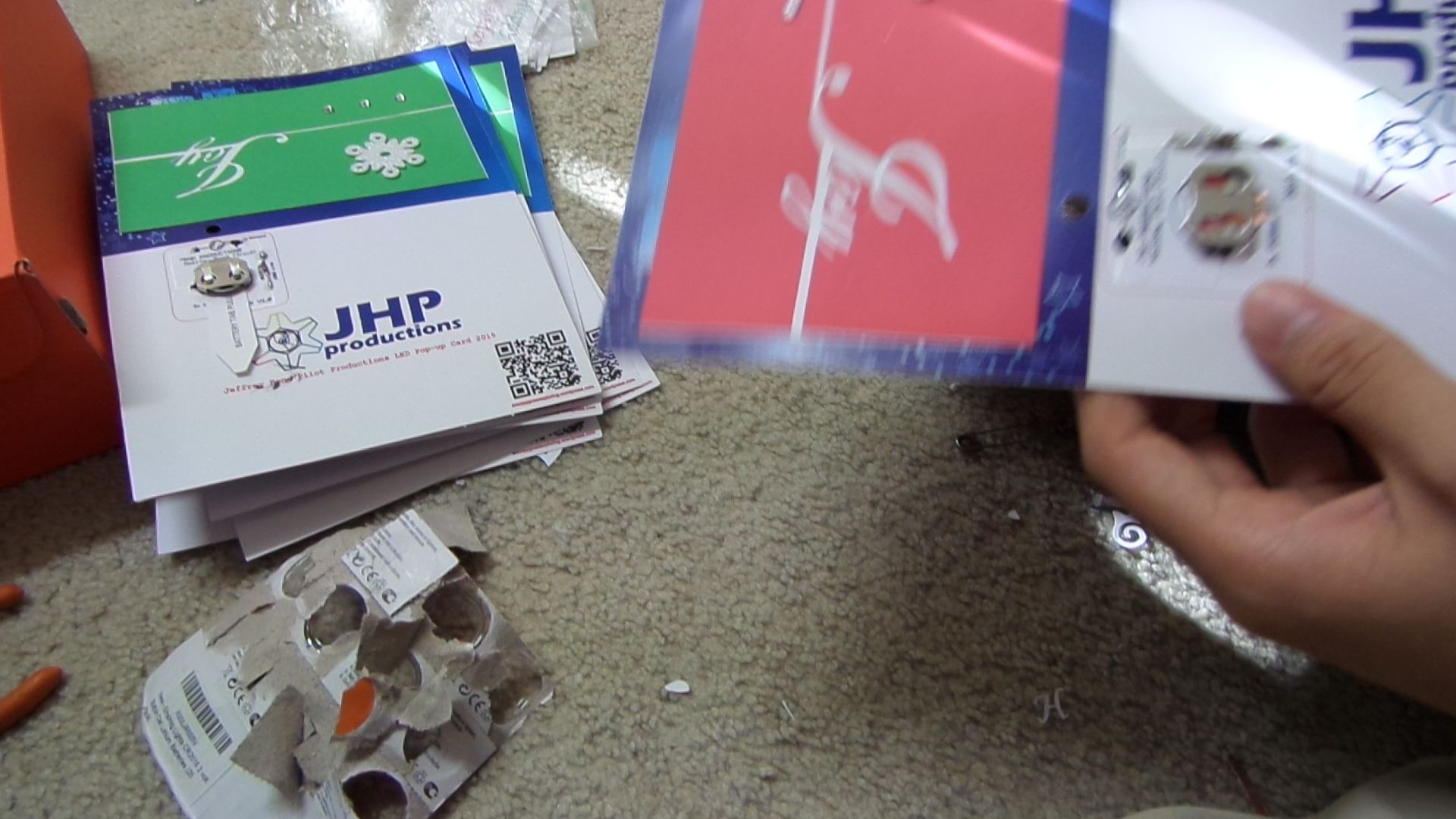 LED Pop-up Holiday Card : 6 Steps (with Pictures) - Instructables