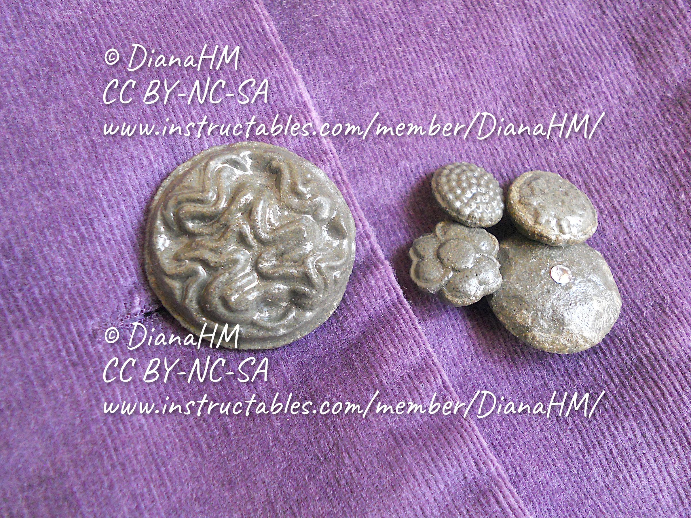 Concrete Buttons Using Foil and Glue : 12 Steps (with Pictures ...