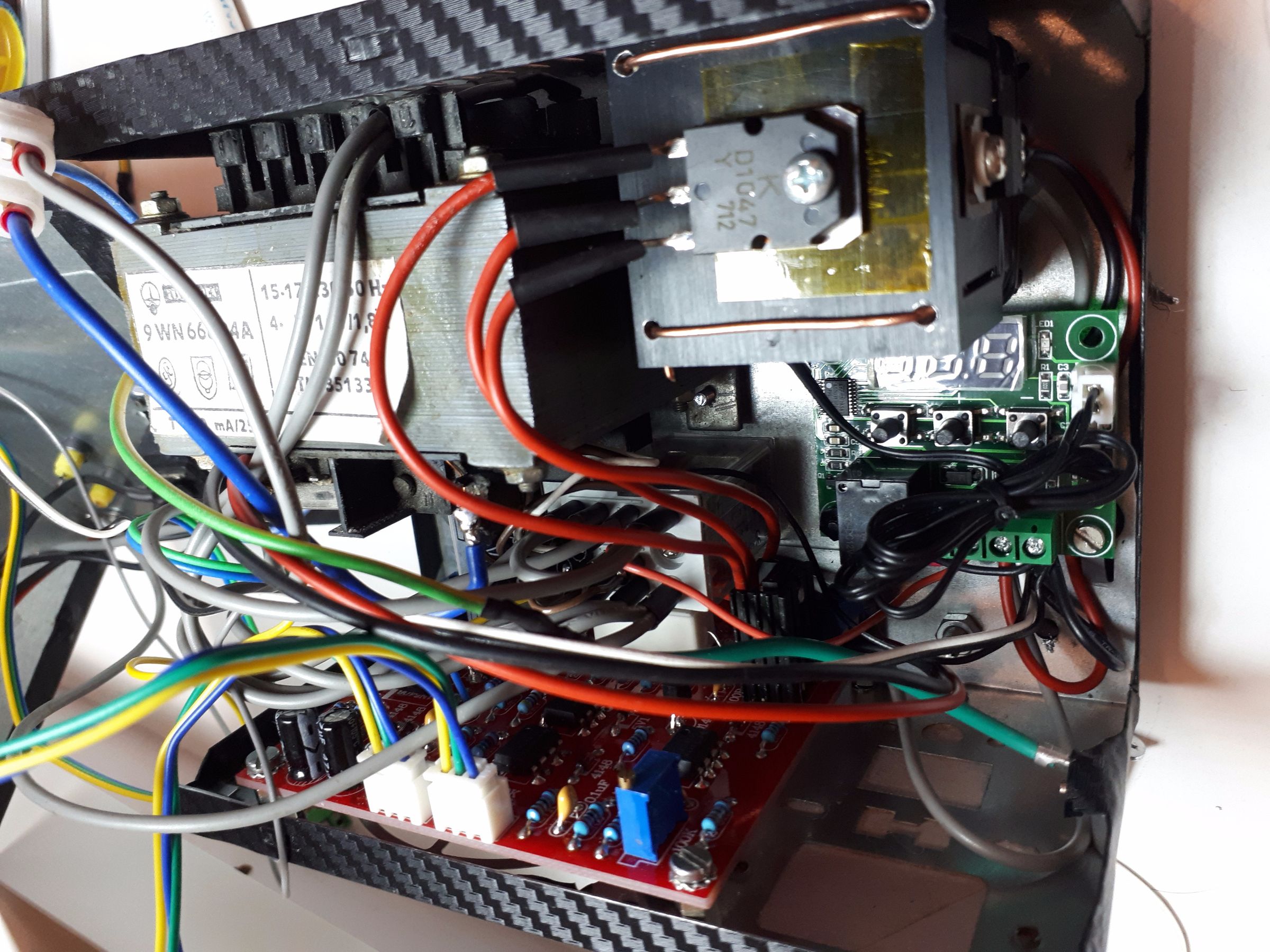 Compact Regulated PSU - Power Supply Unit : 9 Steps (with Pictures ...