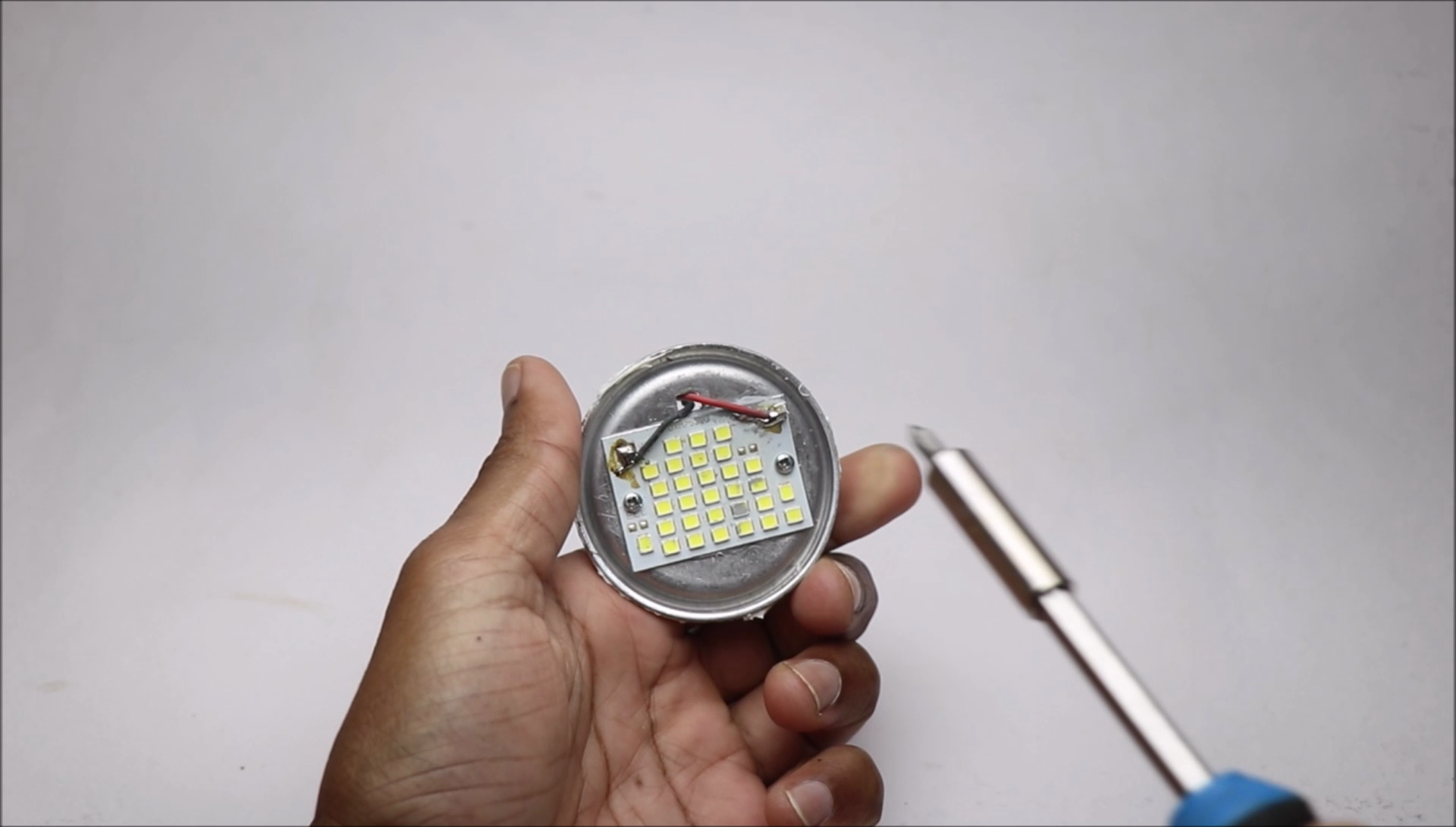 Giving LED Bulbs a Second Chance : 7 Steps (with Pictures) - Instructables